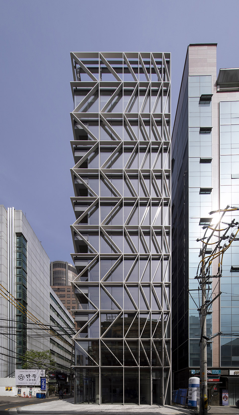 L-Tree Tower by Snow AIDe - 谷德设计网