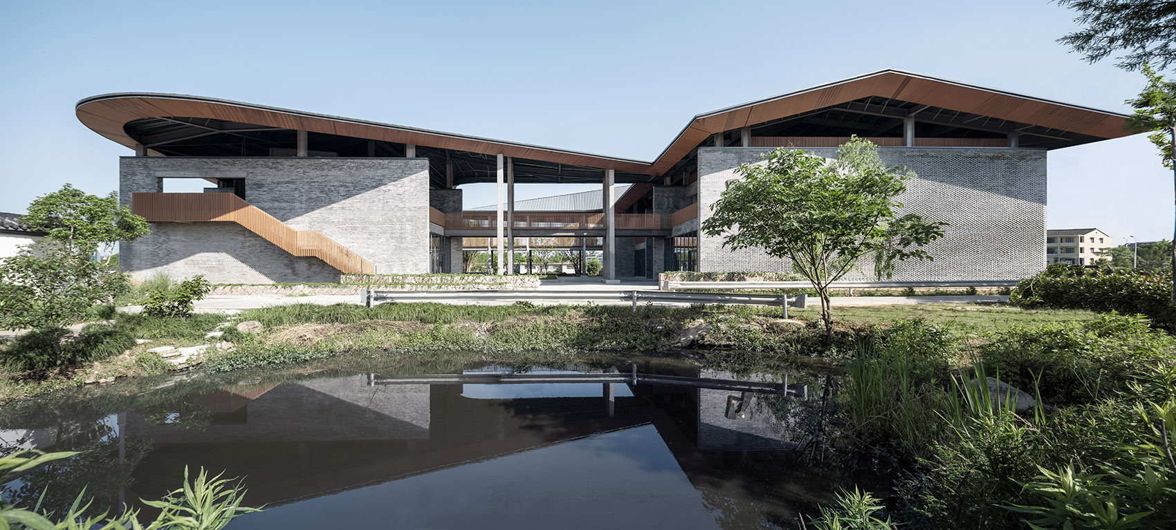 Road Corridor Station by Hangzhou OneDesign Architecture Landscape ...