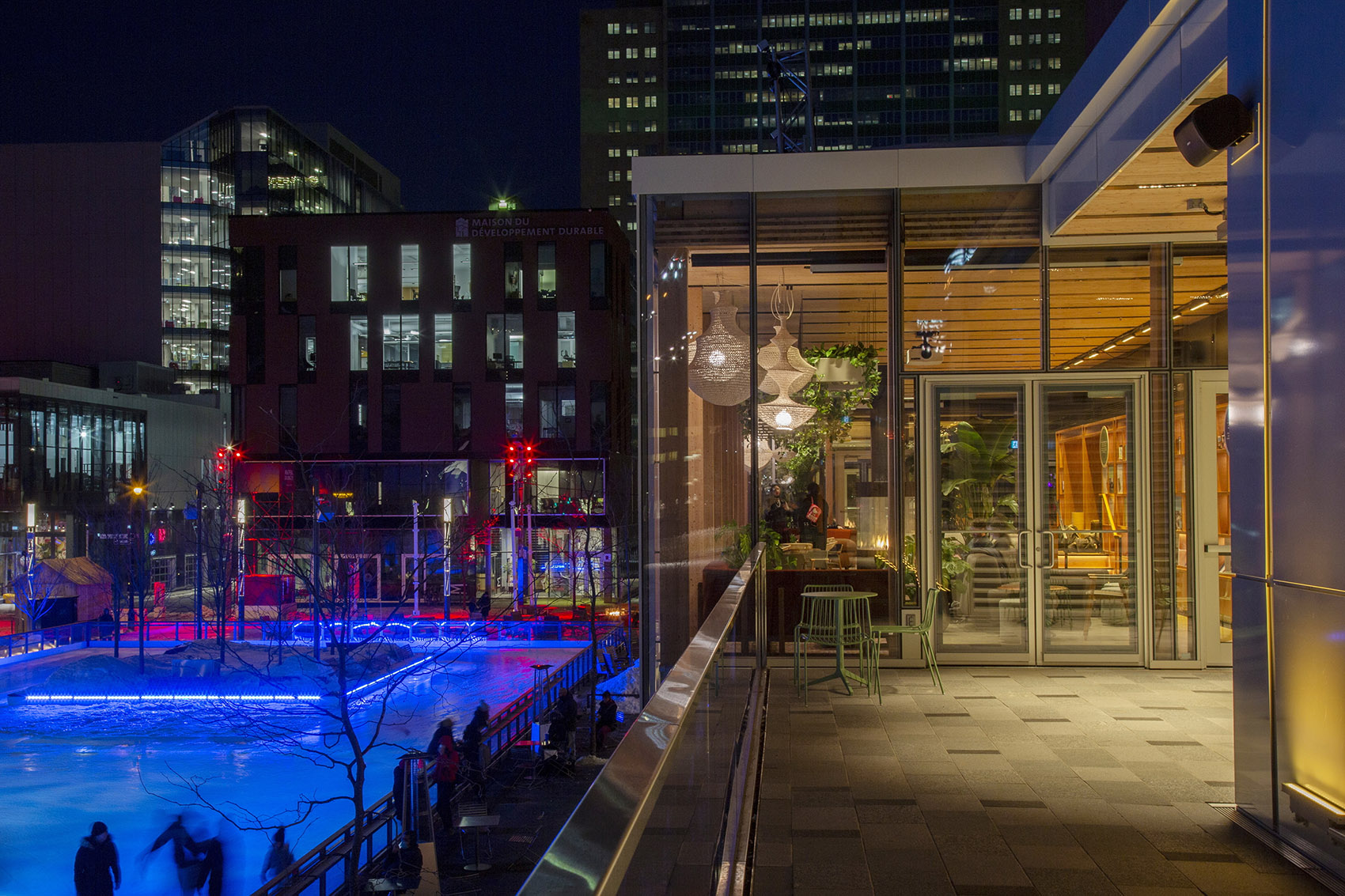 Esplanade Tranquille by Les architectes FABG - 谷德设计网