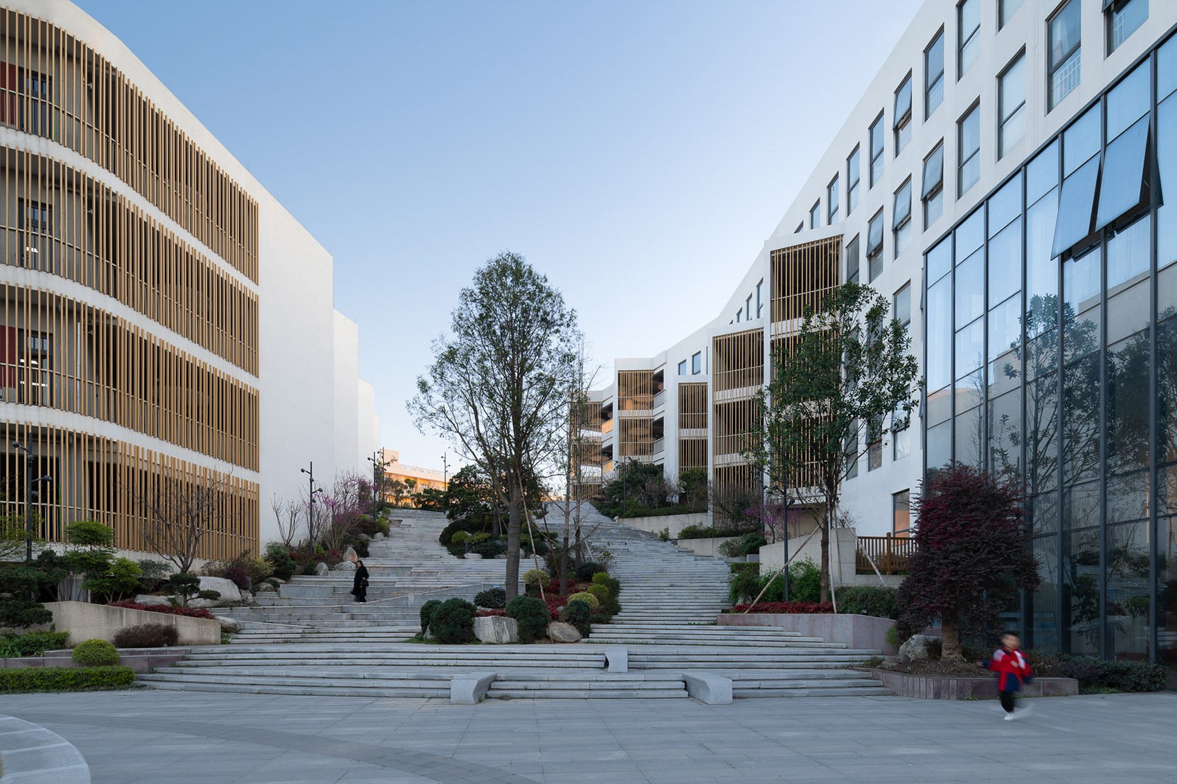 The New District Of Yiwu Art School, China by UAD - 谷德设计网