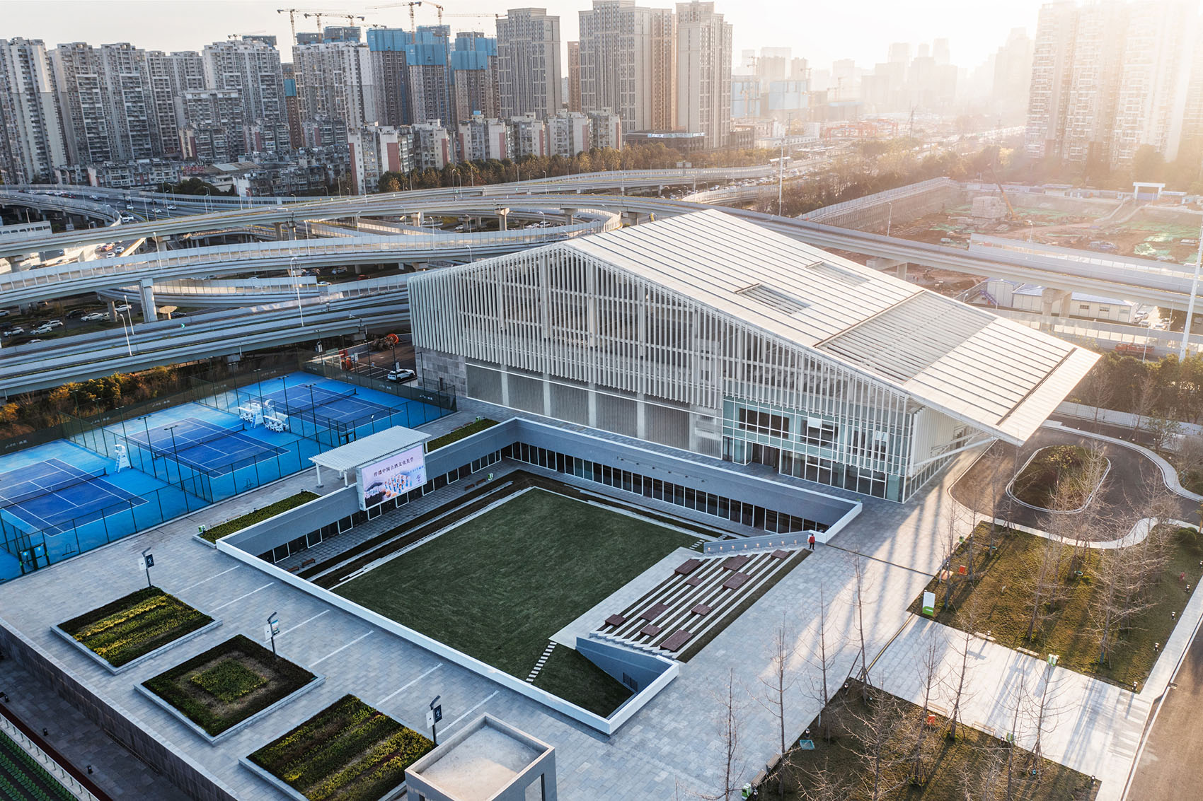 Jinjiang Urban Sports Park by Cendes Design - 谷德设计网