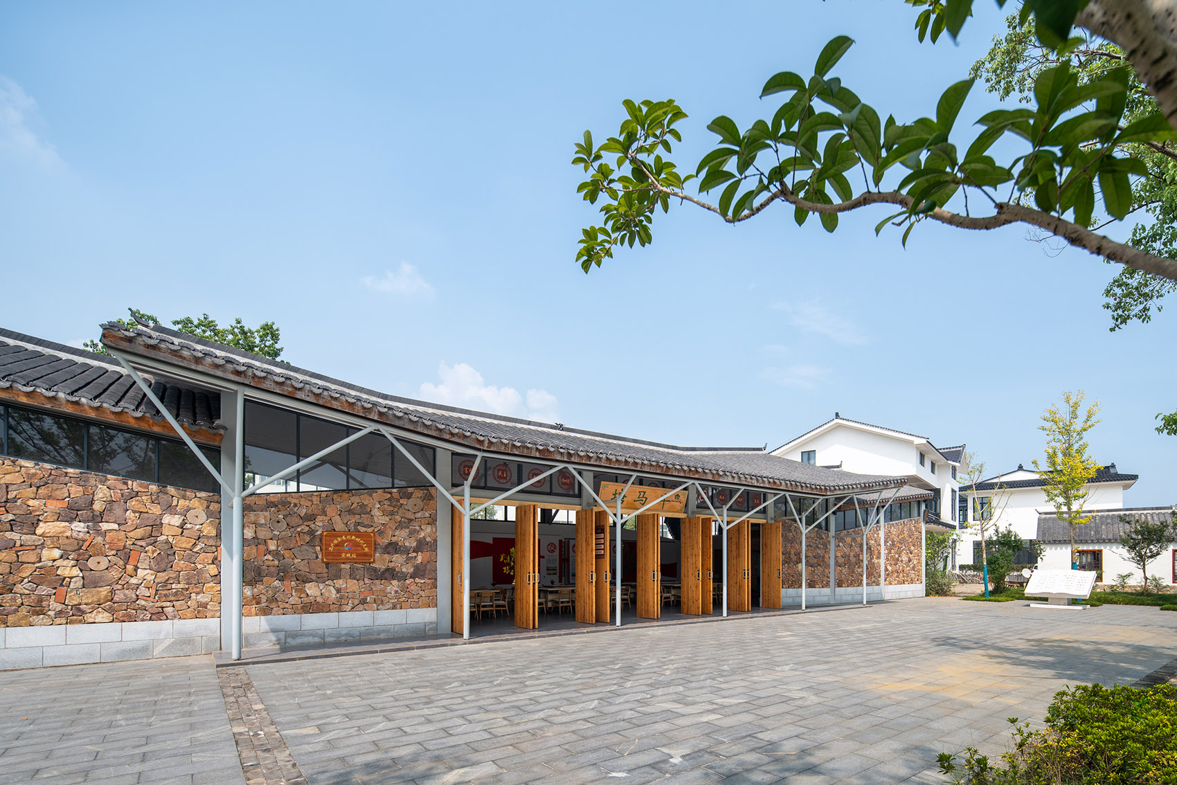 Conference Hall in Niumatang,Liyang by Atelier RenTian - 谷德设计网
