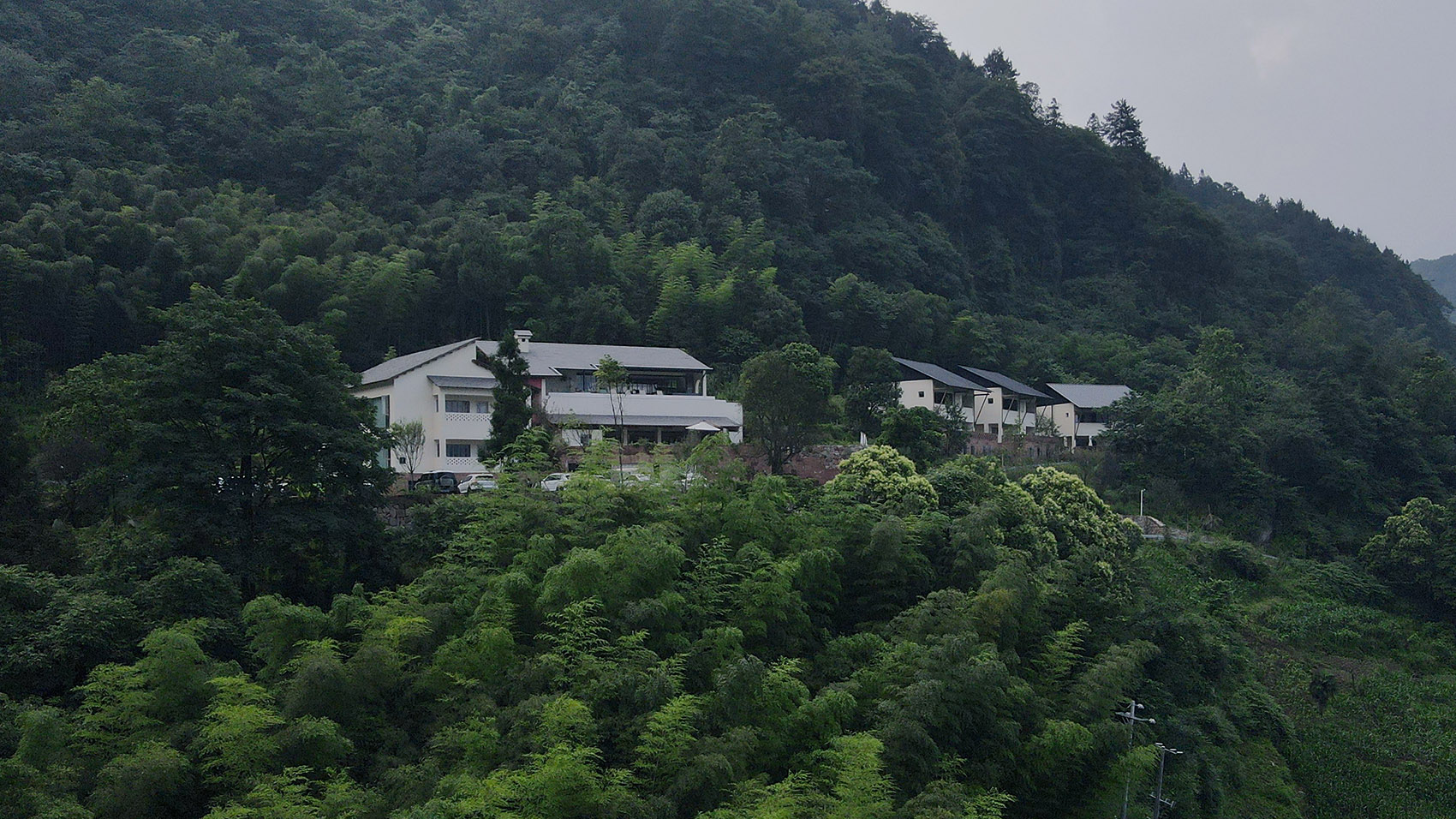 Lost villa in Simianshan, Chongqing by Kong_architects - 谷德设计网