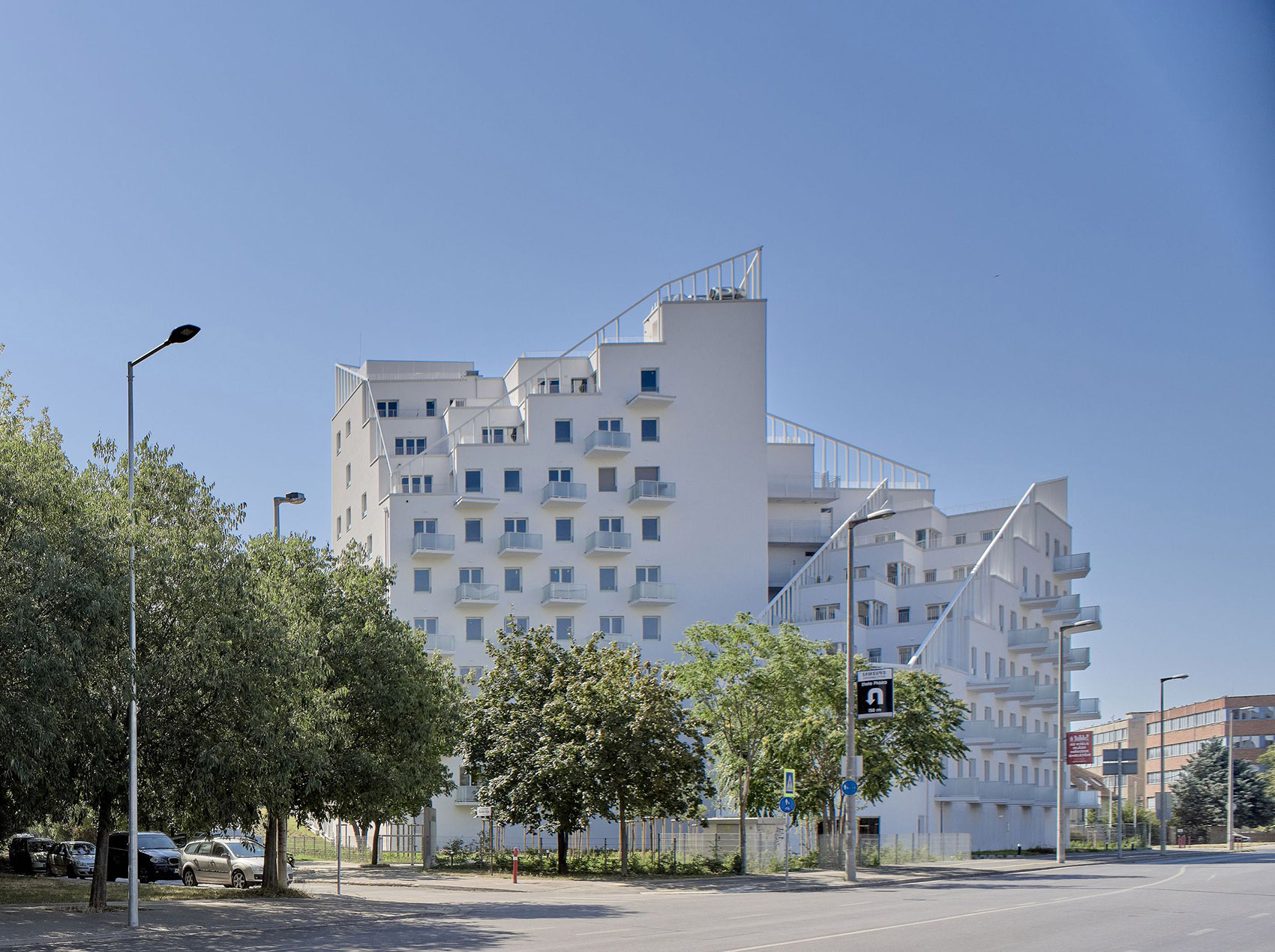 Trendo11 – Terraced Residential Building in Budapest by LAB5 architects ...
