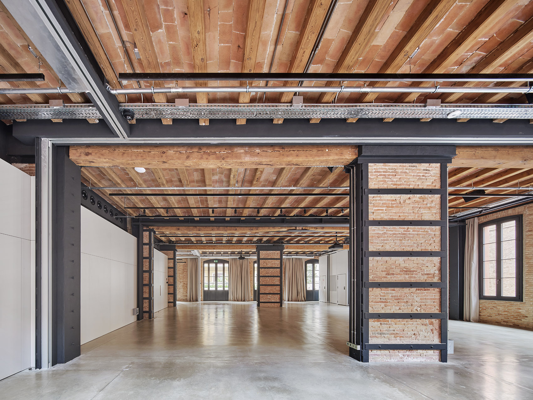 Bofill Foundation Headquarters by GCA Architects - 谷德设计网