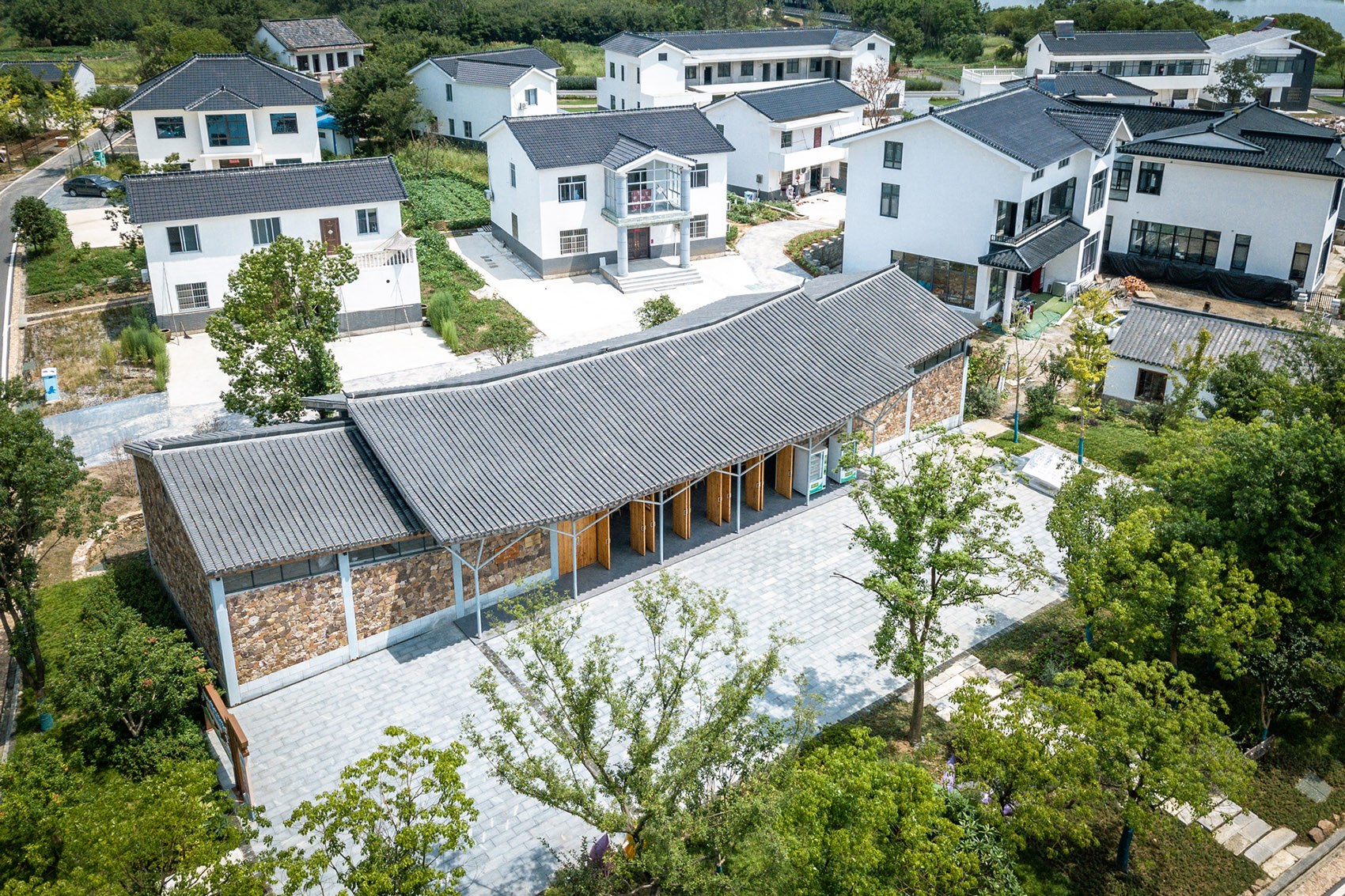 Conference Hall in Niumatang,Liyang by Atelier RenTian - 谷德设计网