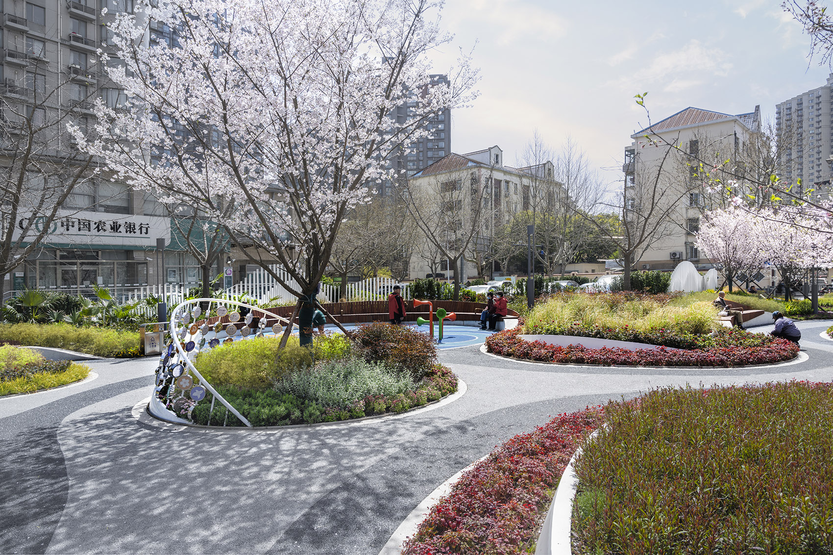 Shanghai Jingxin Pocket Park, China by U+ Design Lab - 谷德设计网