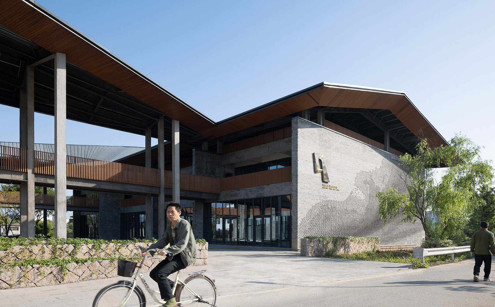 Road Corridor Station by Hangzhou OneDesign Architecture Landscape ...