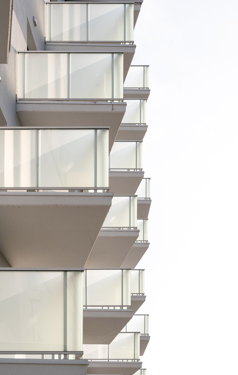 Trendo11 – Terraced Residential Building in Budapest by LAB5 architects ...