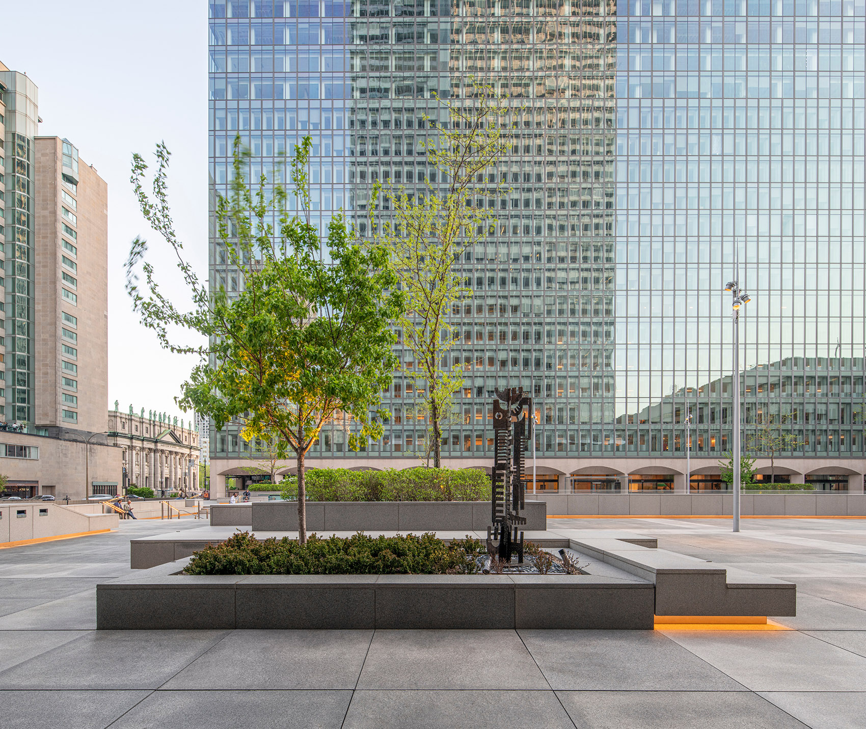 The Renewed Esplanade PVM by Sid Lee Architecture + Menkès Shooner Dagenais LeTourneux ...