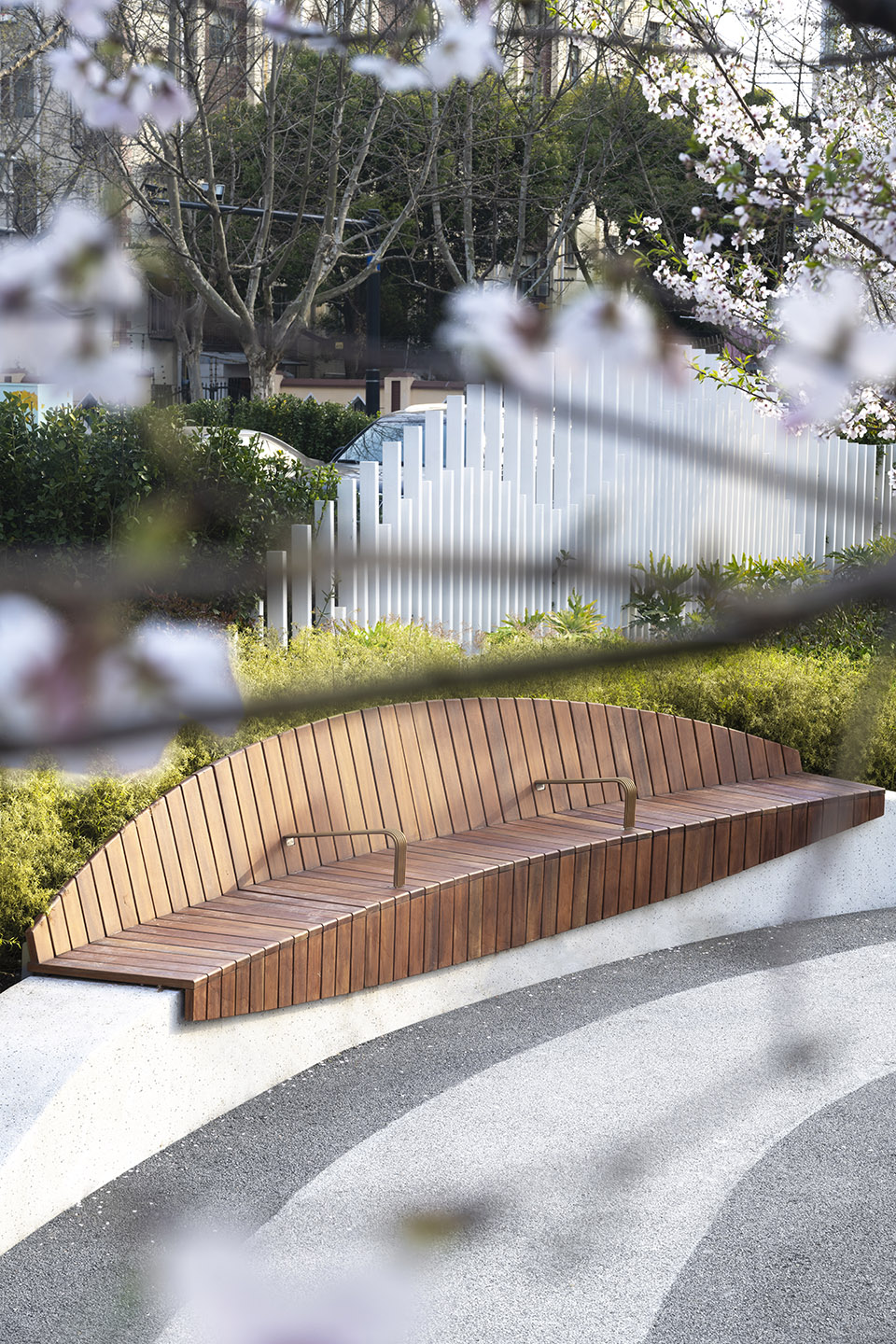 Shanghai Jingxin Pocket Park, China by U+ Design Lab - 谷德设计网