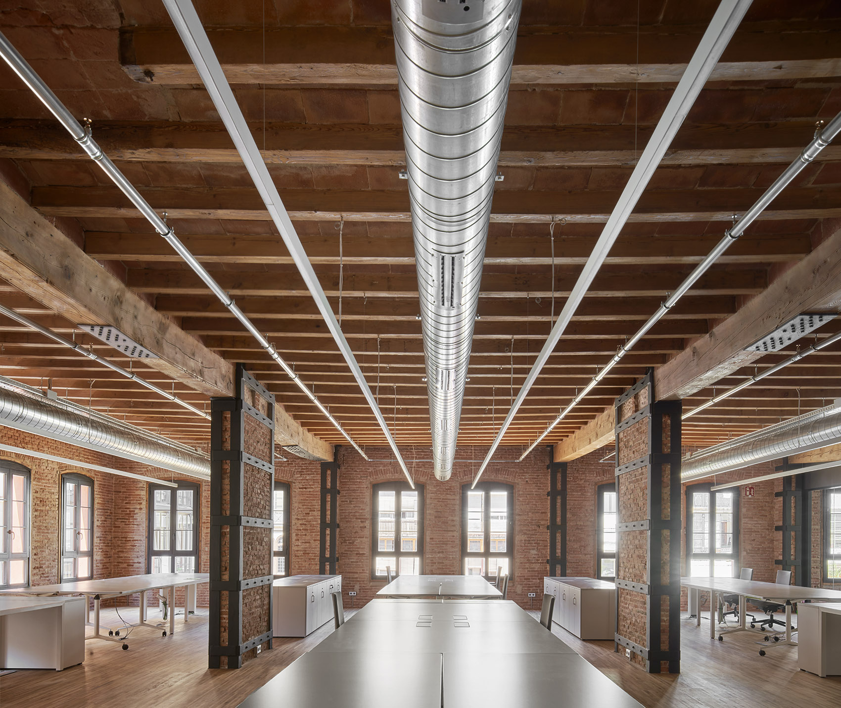 Bofill Foundation Headquarters by GCA Architects - 谷德设计网
