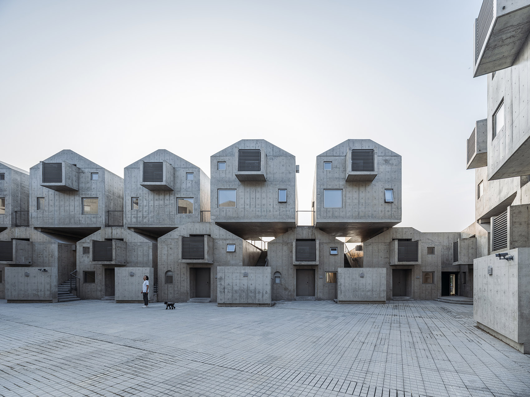 The Kennels by Atelier GOM - 谷德设计网