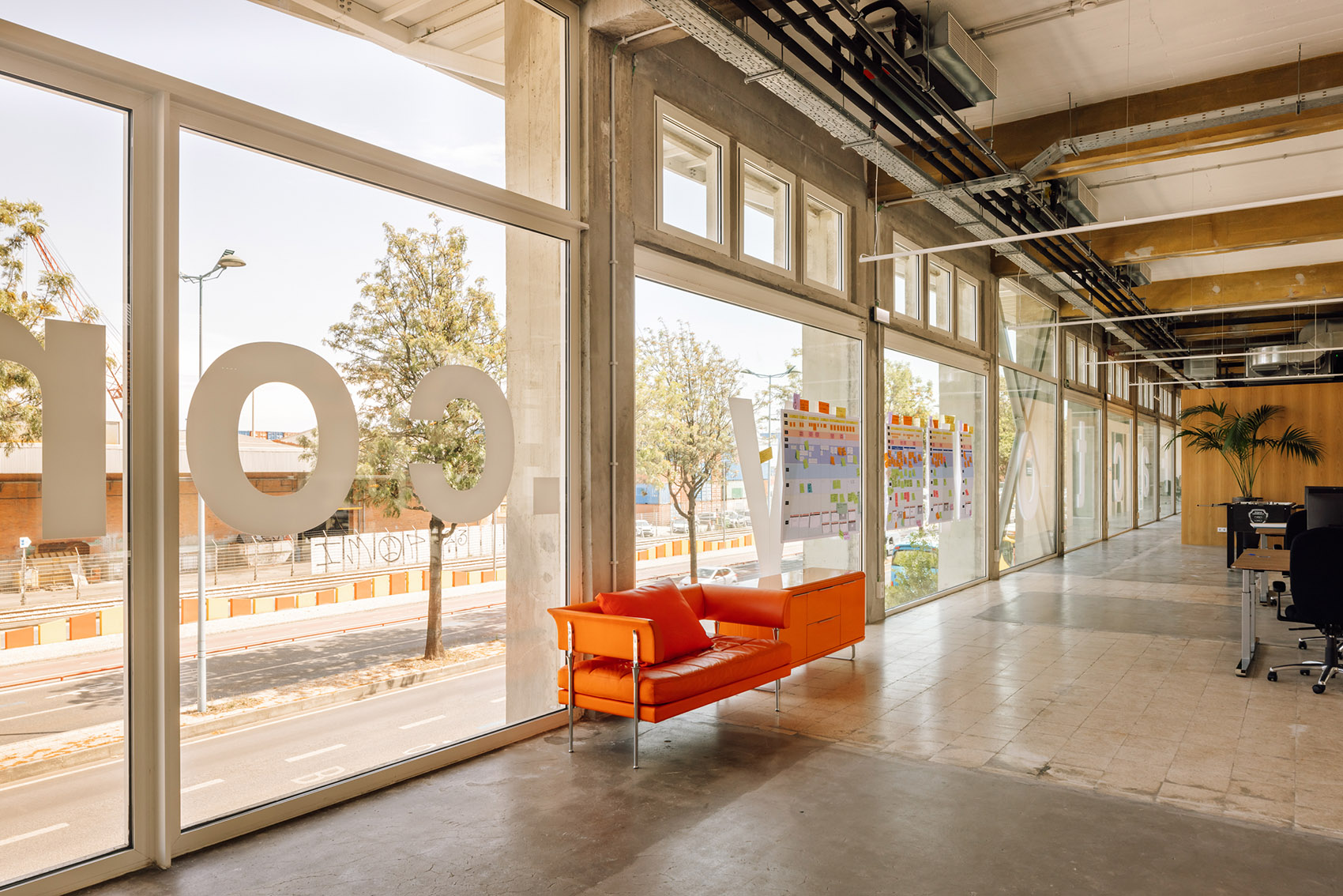 Factory Lisbon by Julian Breinersdorfer + José Baganha + Angela Maurice - 谷德设计网