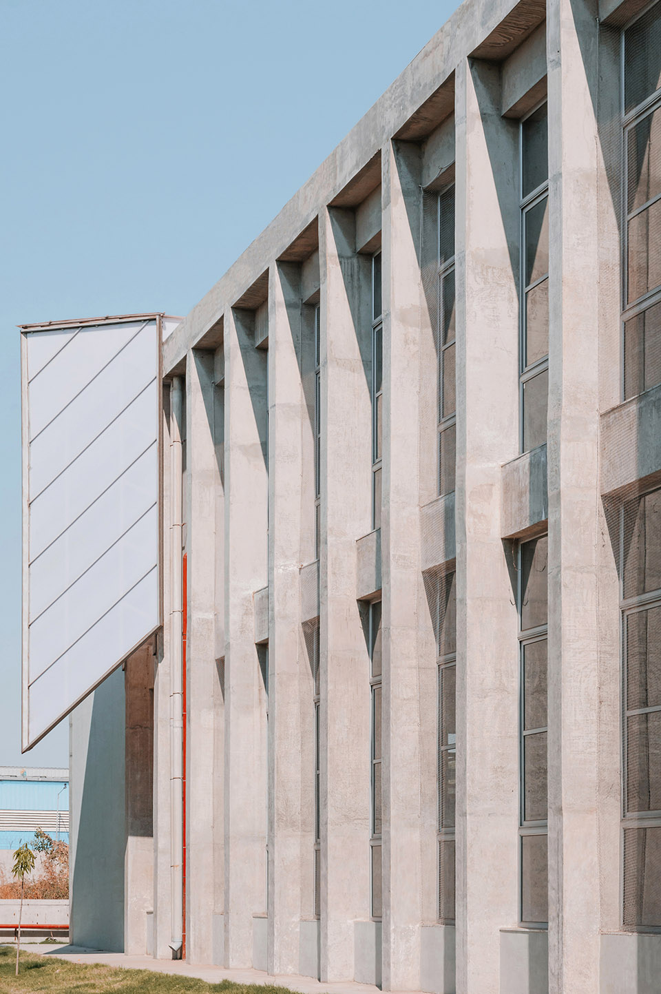 Mallcom Factory by IKSOI - 谷德设计网