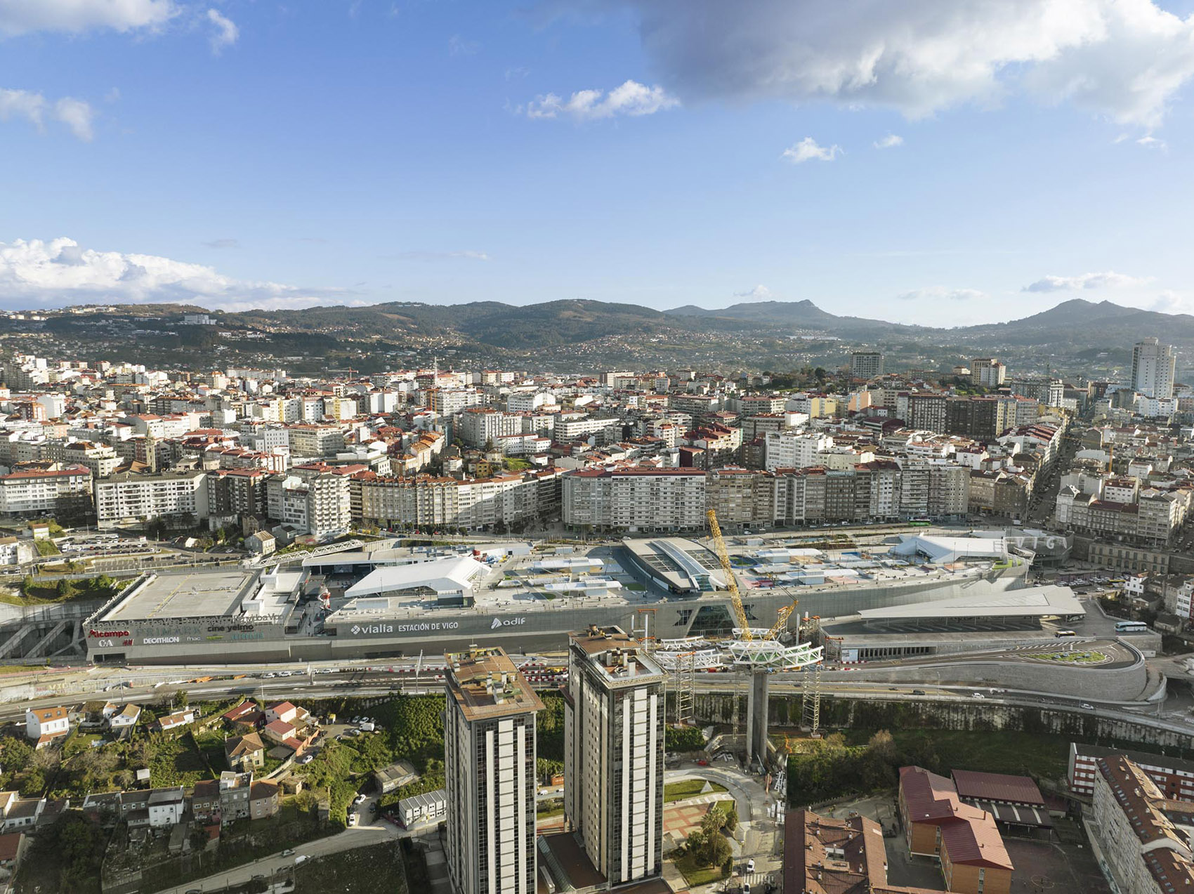 Vialia Vigo Intermodal Station by Morphosis Architects - 谷德设计网
