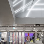 adidas Asia Pacific Flagship Seoul by Various Associates - 谷德设计网