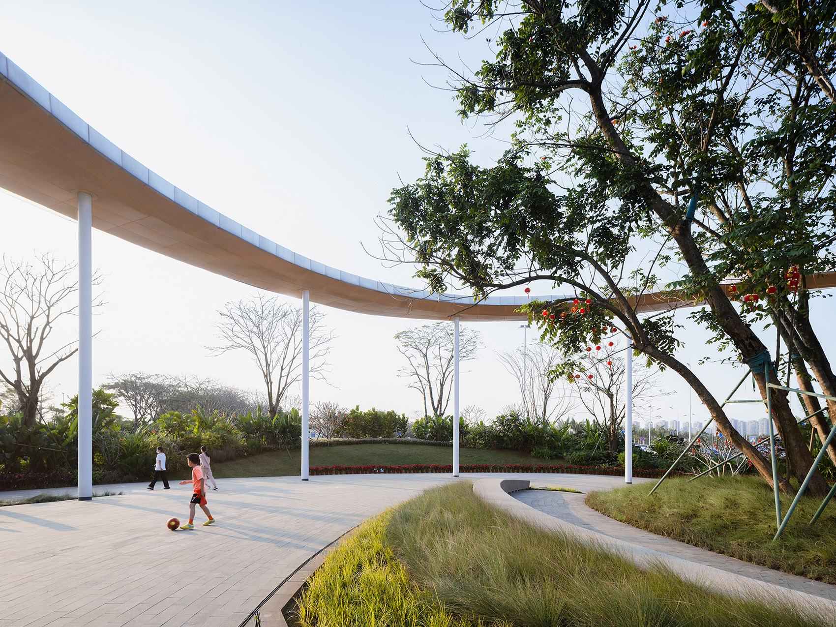 Haikou Xixiu Park Visitor Center, China by MUDA-Architects - 谷德设计网