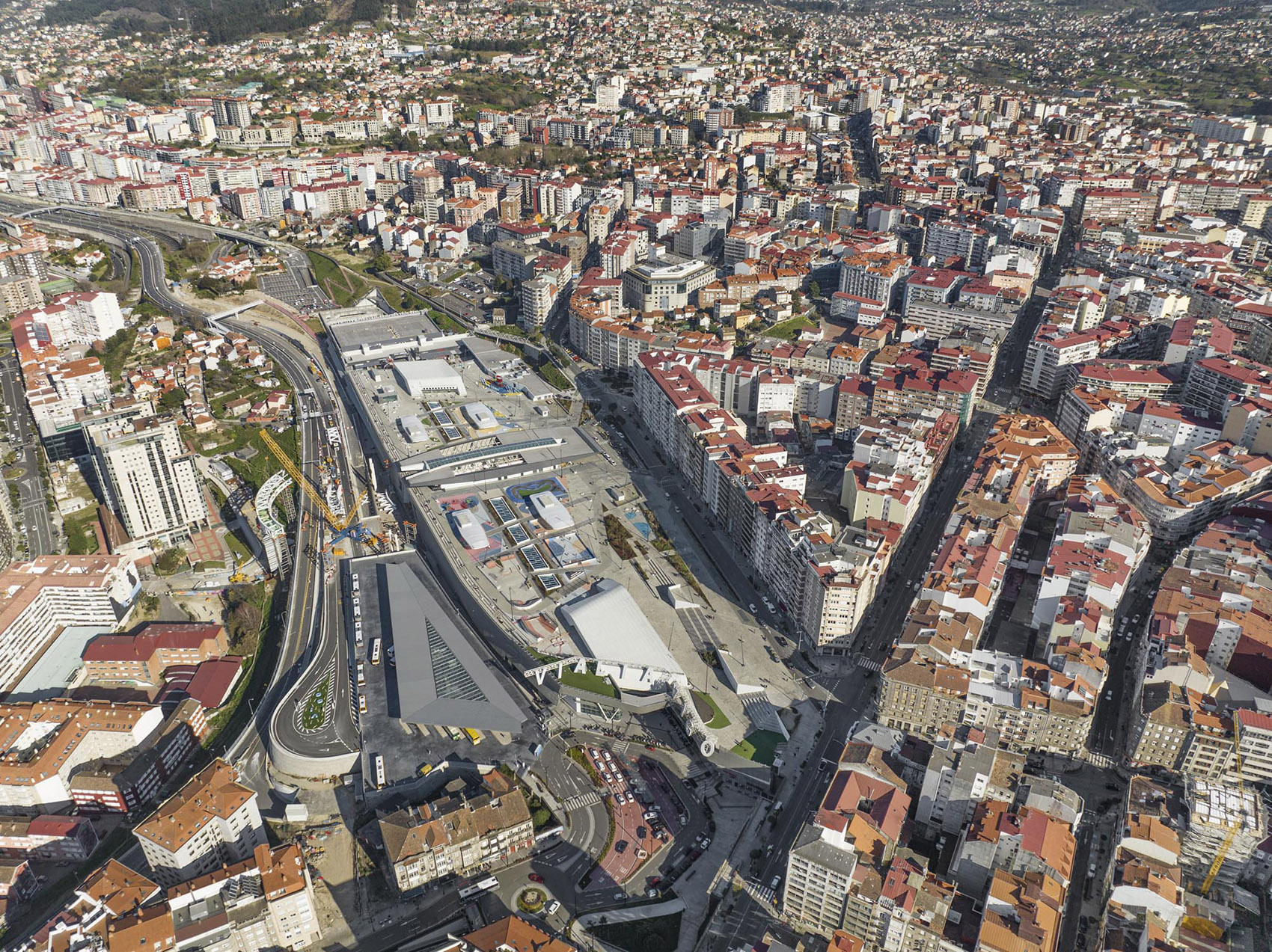 Vialia Vigo Intermodal Station by Morphosis Architects - 谷德设计网