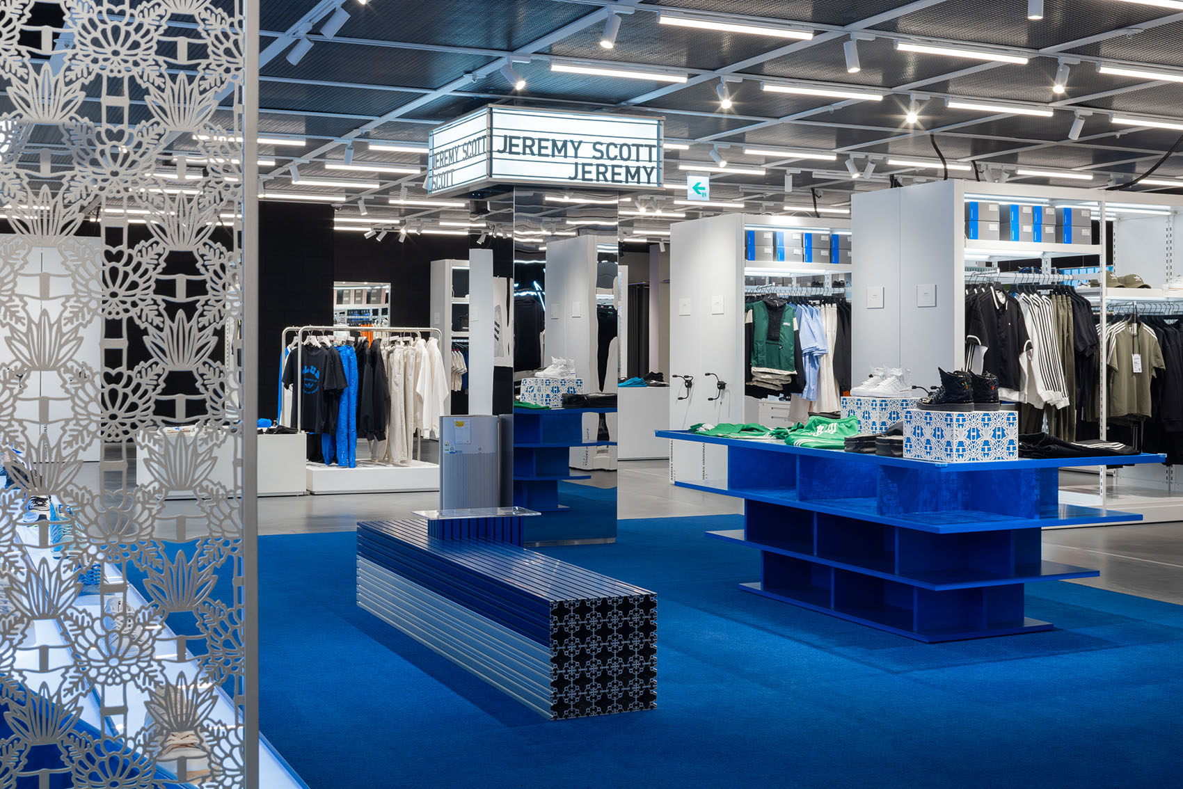 adidas Asia Pacific Flagship Seoul by Various Associates - 谷德设计网