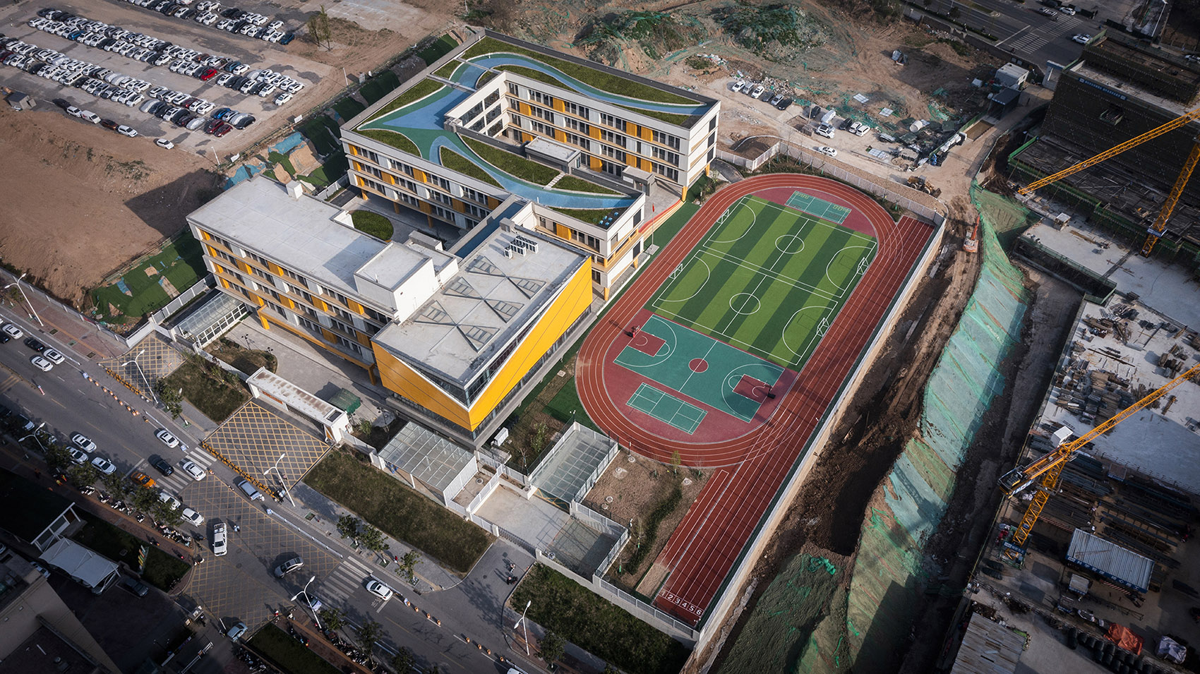 Xi’an Chanba N.23 Primary school by Sixth Architecture Design Institute ...