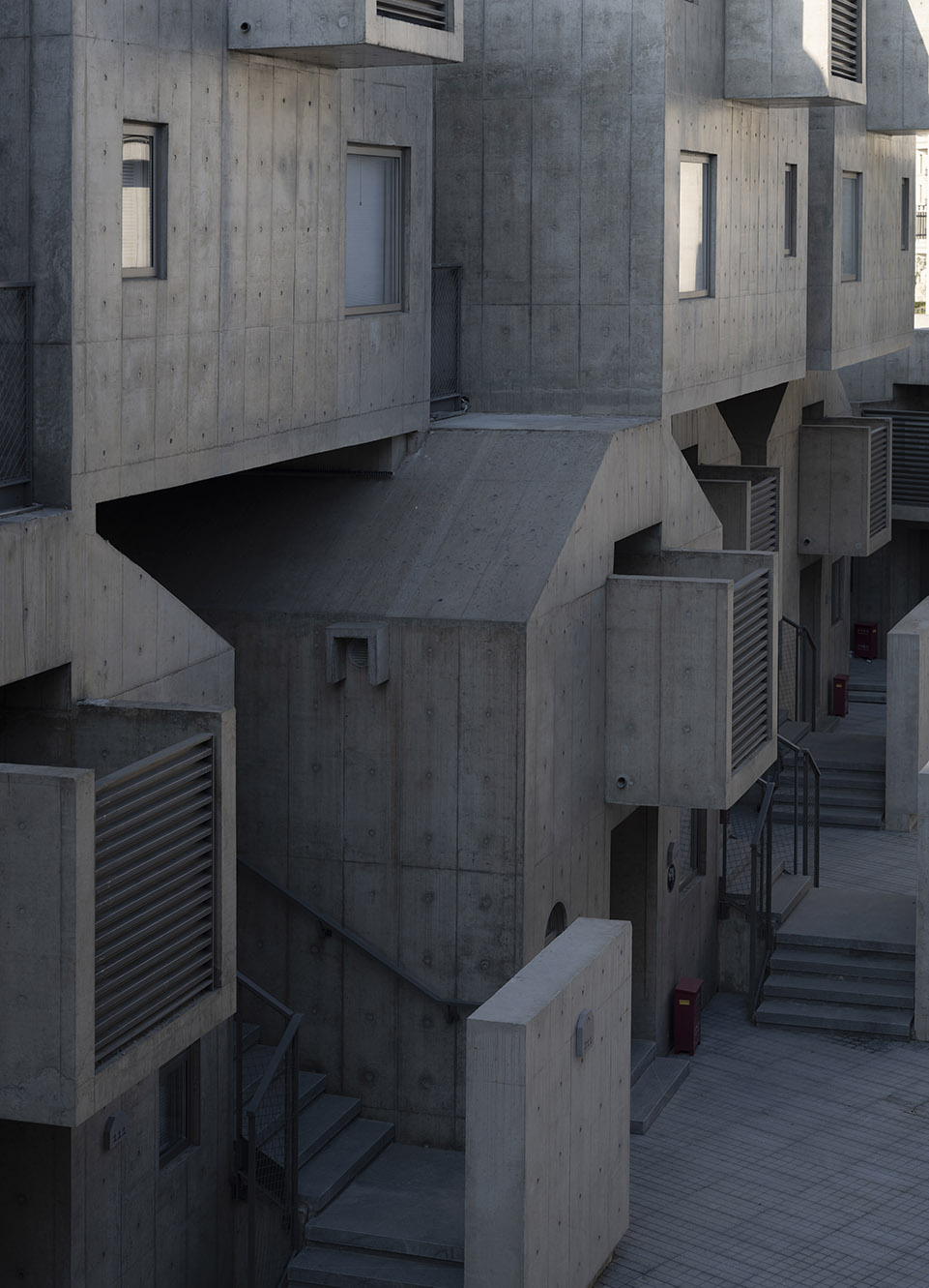 The Kennels by Atelier GOM - 谷德设计网