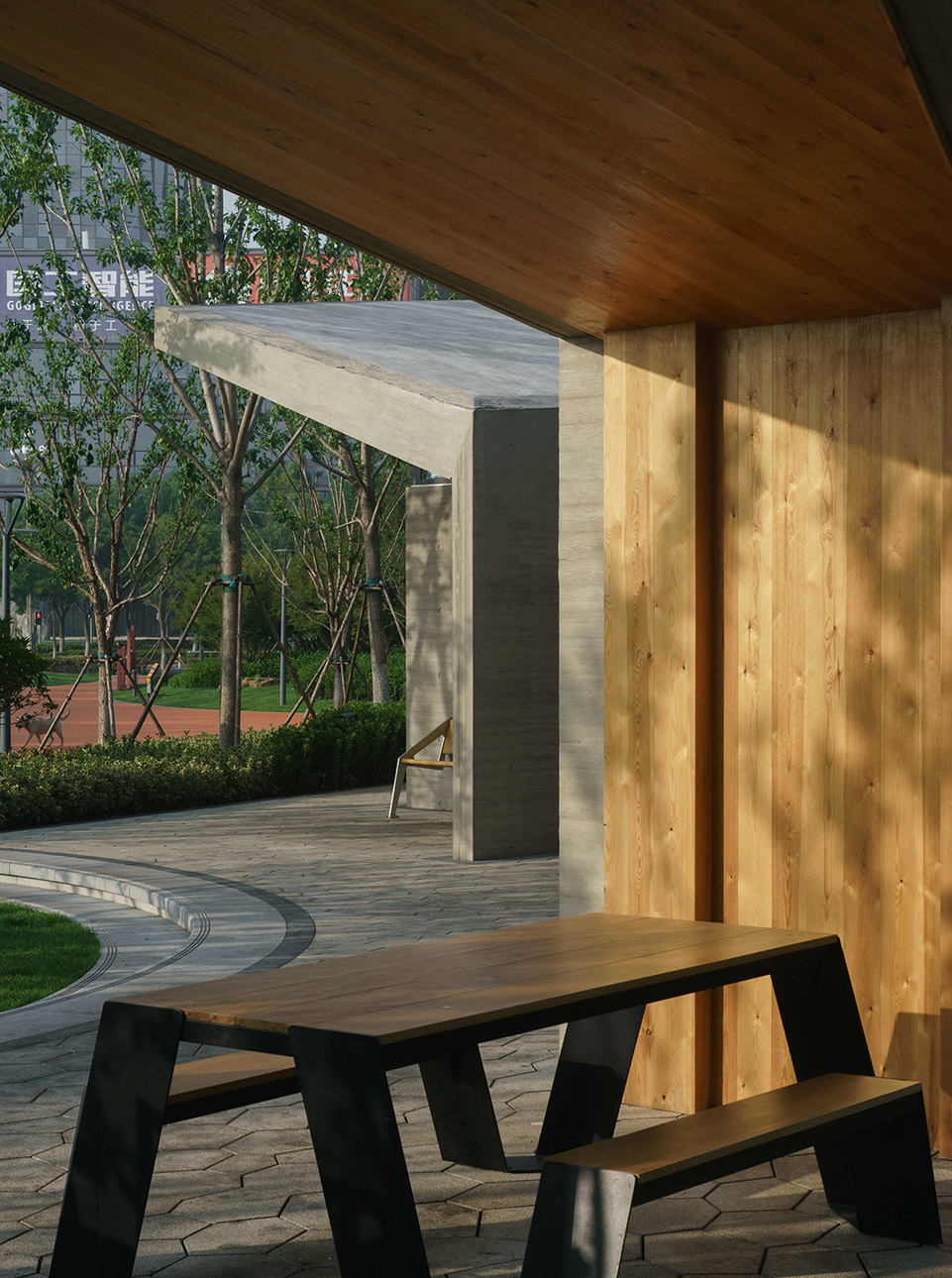 Park Station of Tiandi Square in Yantai by Shanghai Dachuan Architects - 谷德设计网