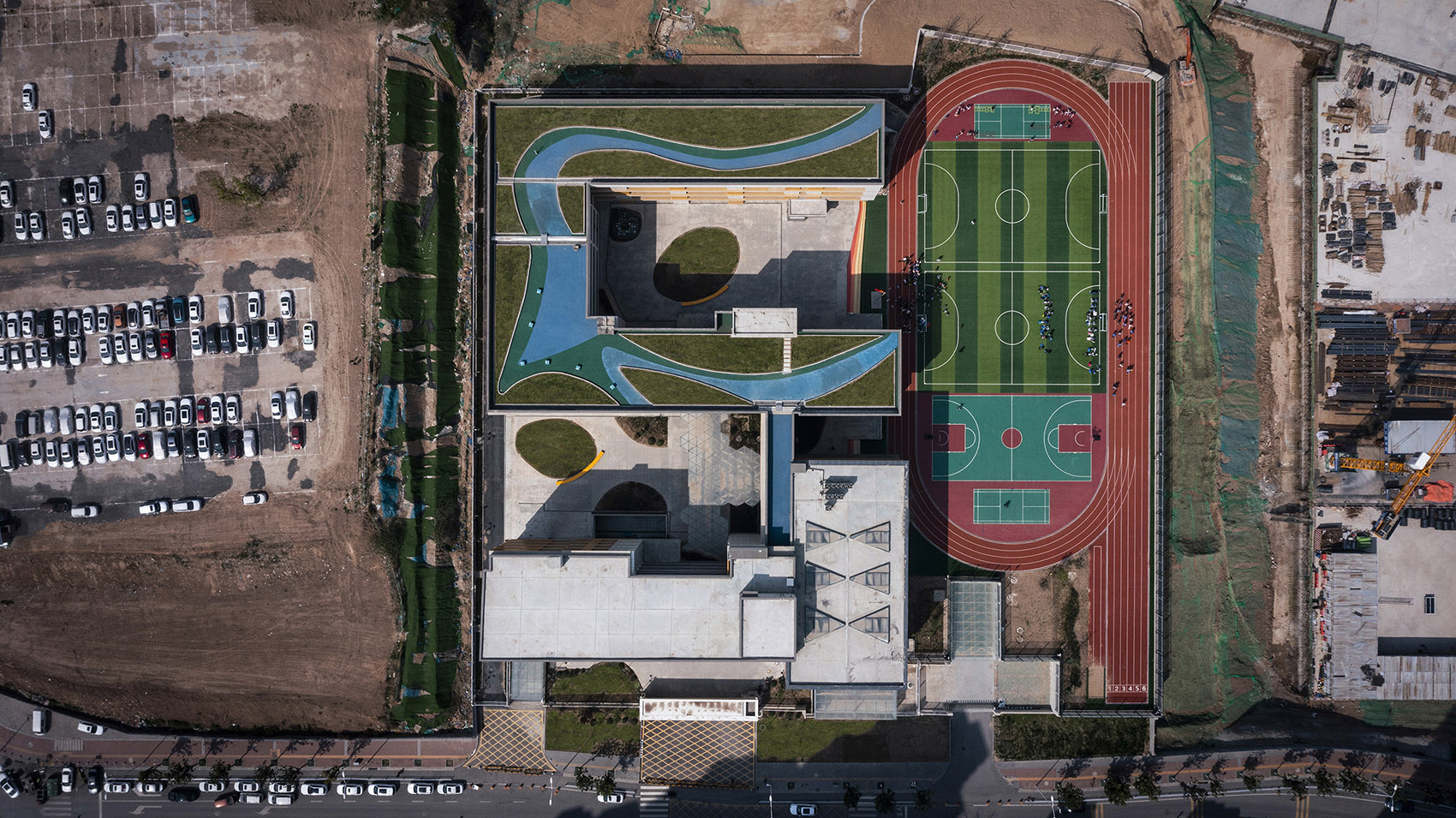 Xi’an Chanba N.23 Primary school by Sixth Architecture Design Institute ...