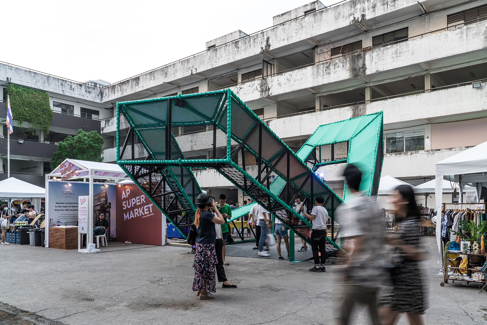 Play Objects by Imaginary Objects - 谷德设计网