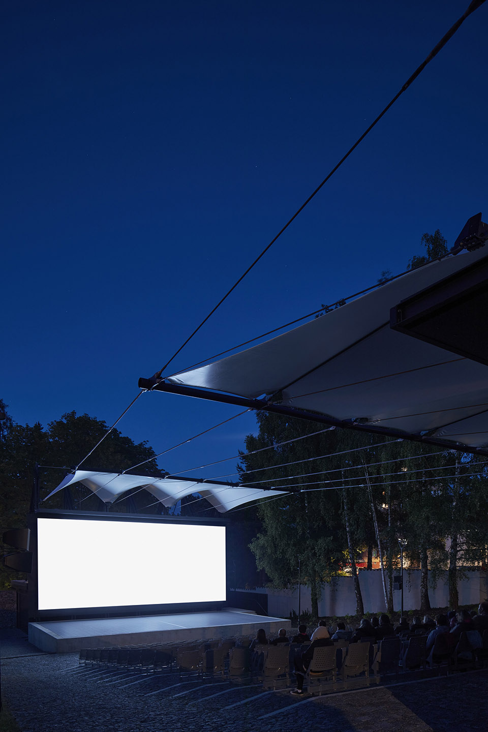 Open-Air Cinema Prachatice by Mimosa Architects - 谷德设计网