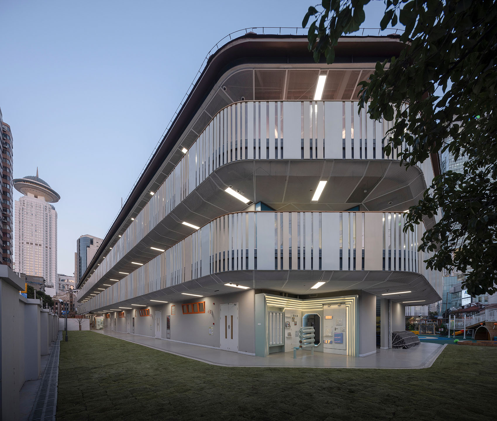 Shanghai Temporary School Compound In Tongfuli Plot by Institute of ...