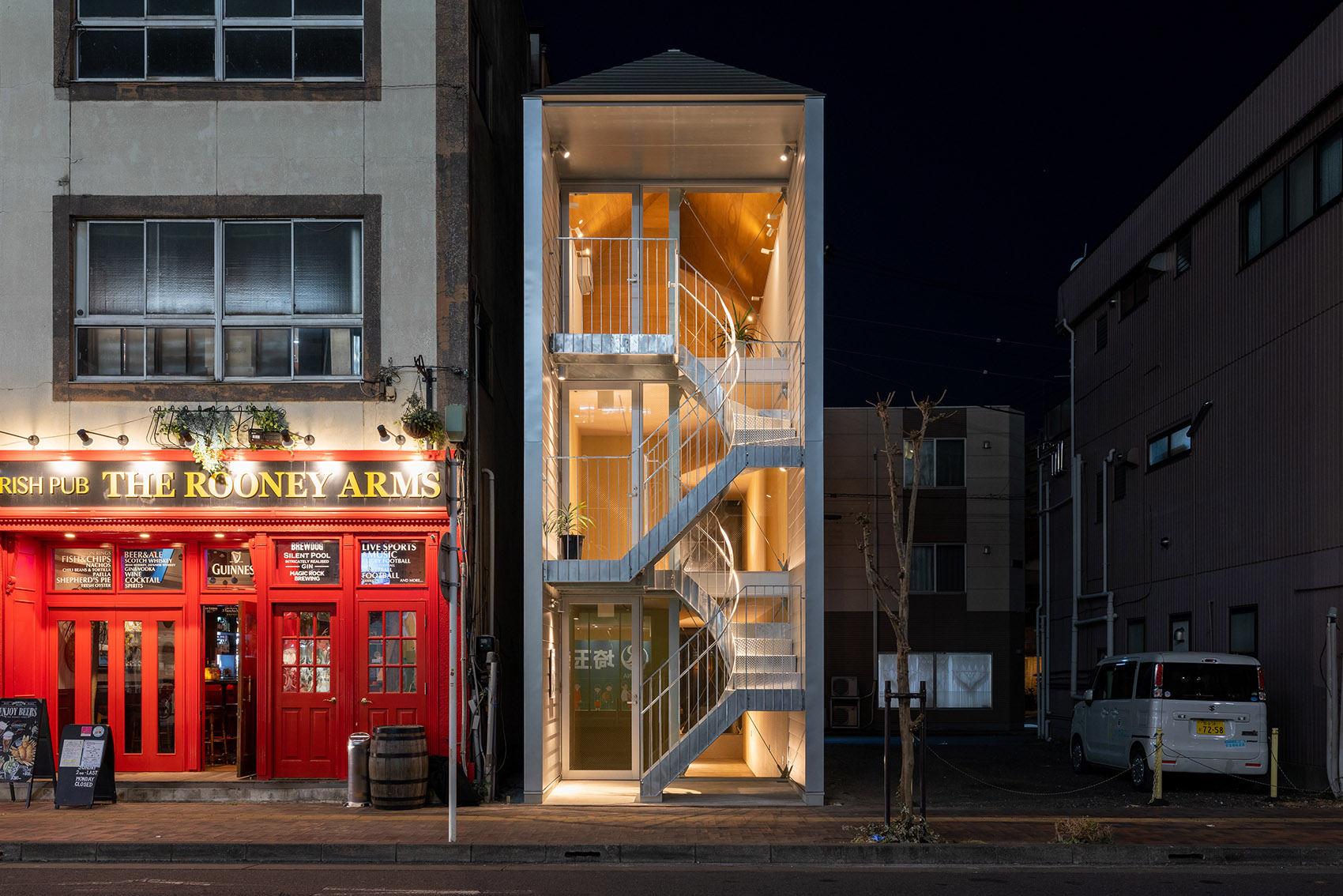 Pencil Building in Kumagaya by Sigma Construction Co., Ltd./Ono ...