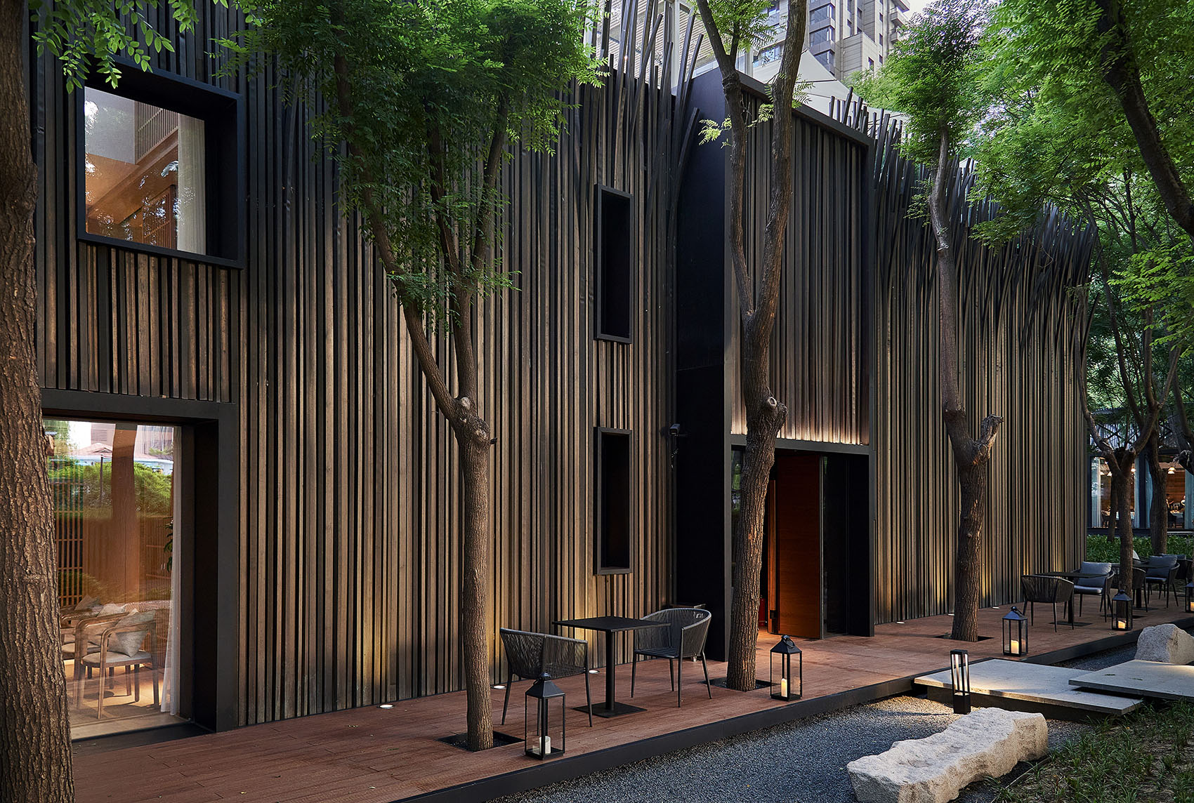 Blue Lake-Lakeside Teahouse Renovation by YI+MU - 谷德设计网