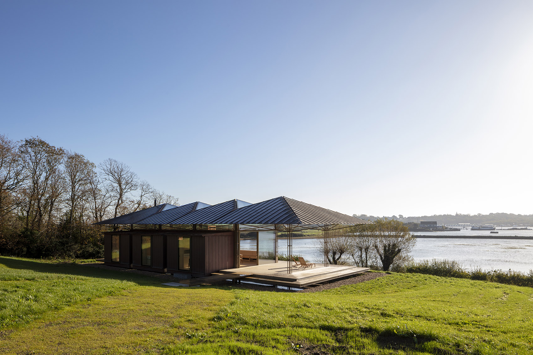Saltmarsh House by Níall McLaughlin Architects - 谷德设计网