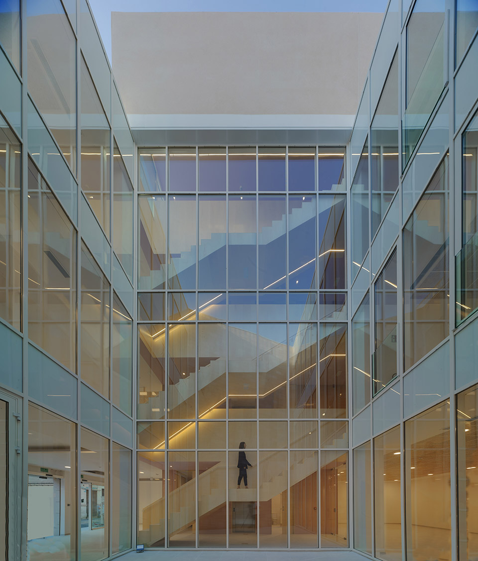 Favara Civic and Cultural Center by COR ASOCIADOS ARQUITECTOS - 谷德设计网