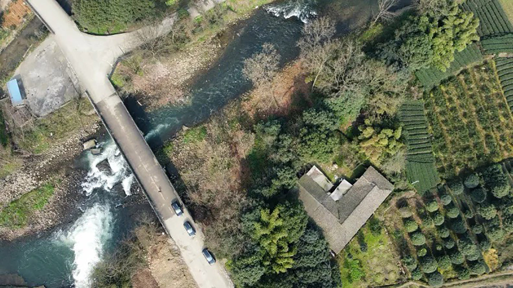 “Playground with Stream”, China by IDYL Studio - 谷德设计网