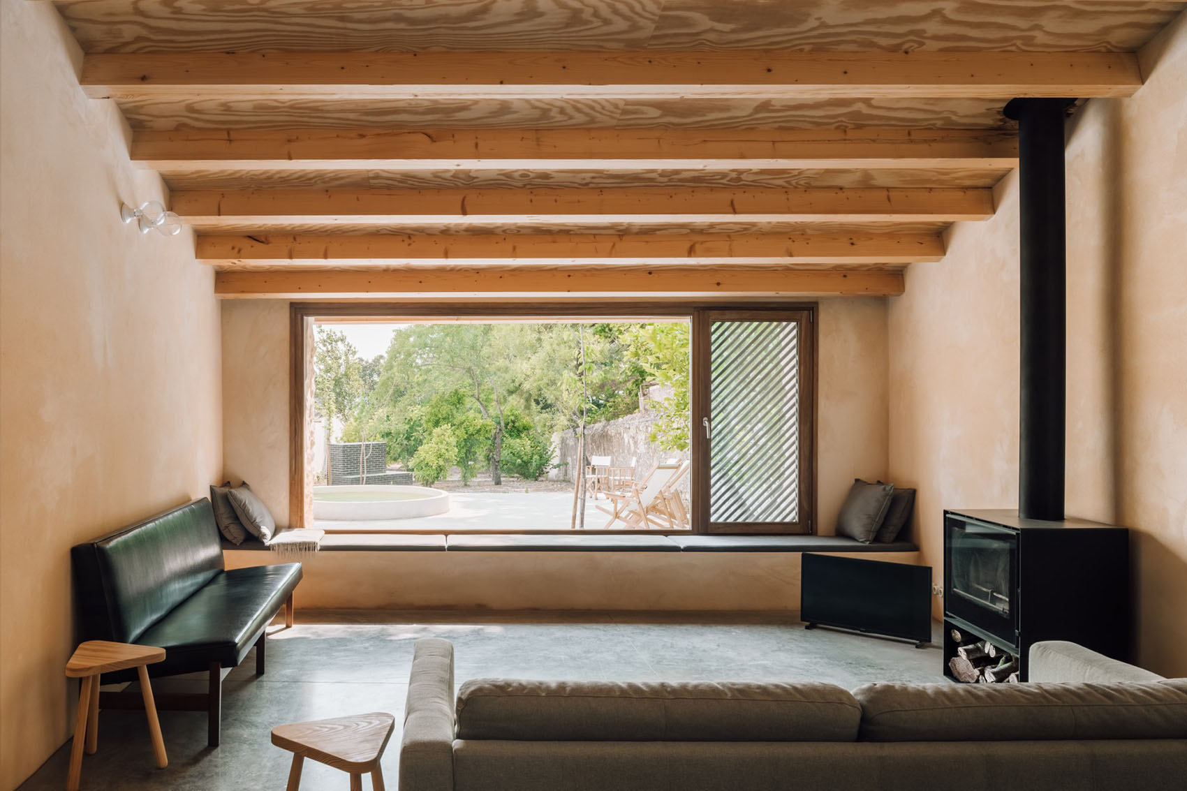 Casa do Quintal by Miguel Marcelino - 谷德设计网