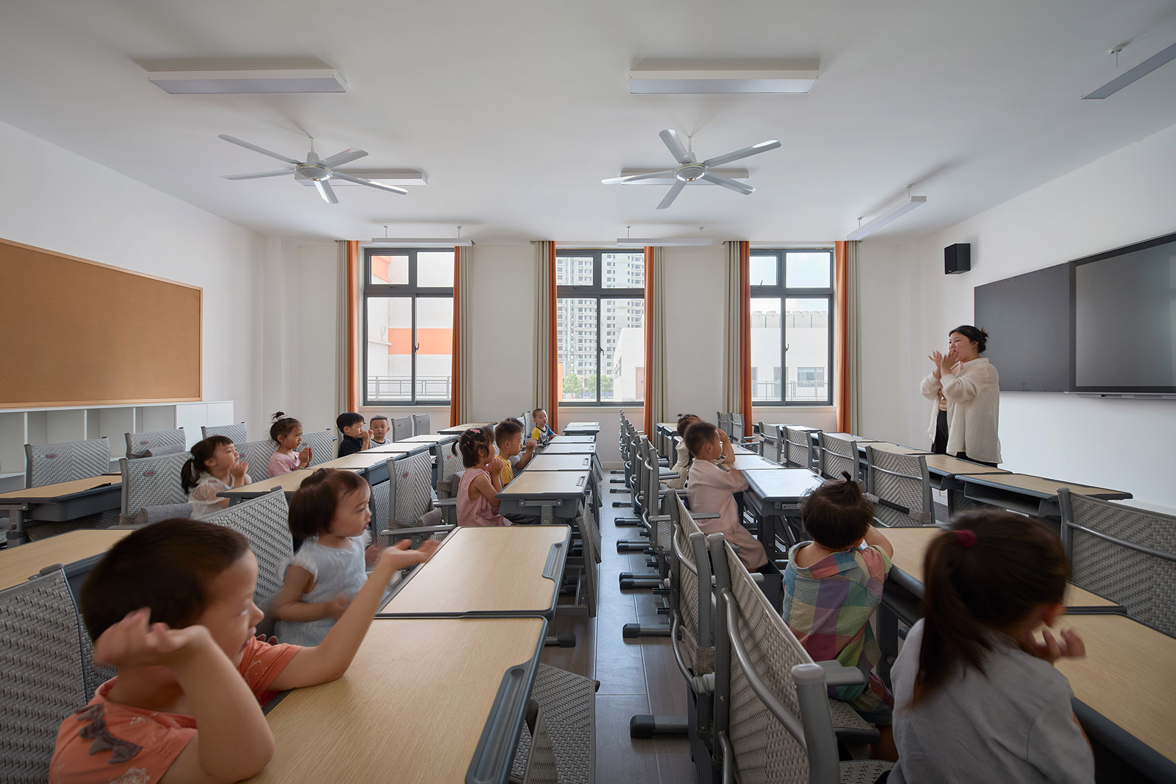 New School in the County, China by L&M Design Lab - 谷德设计网