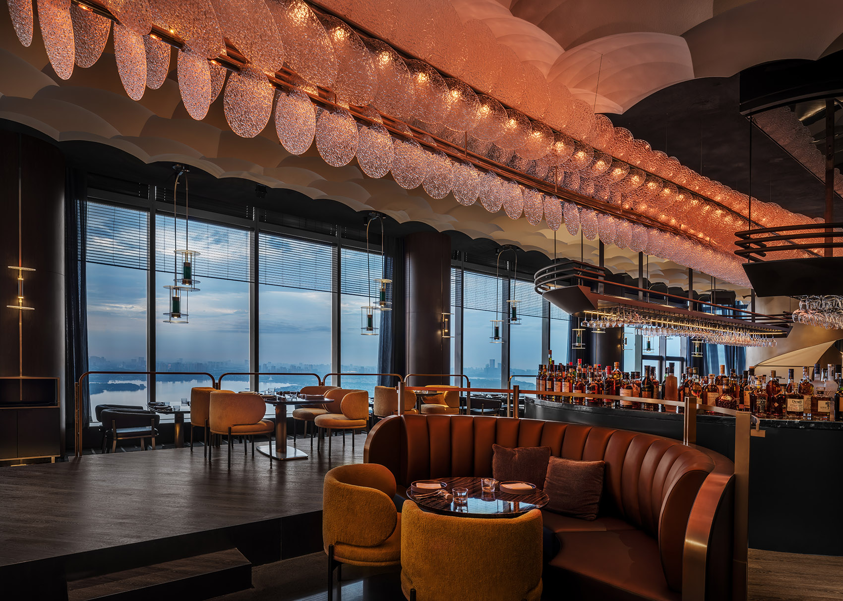 W HOTEL SOL37 by Atelier I-N-D-J - 谷德设计网