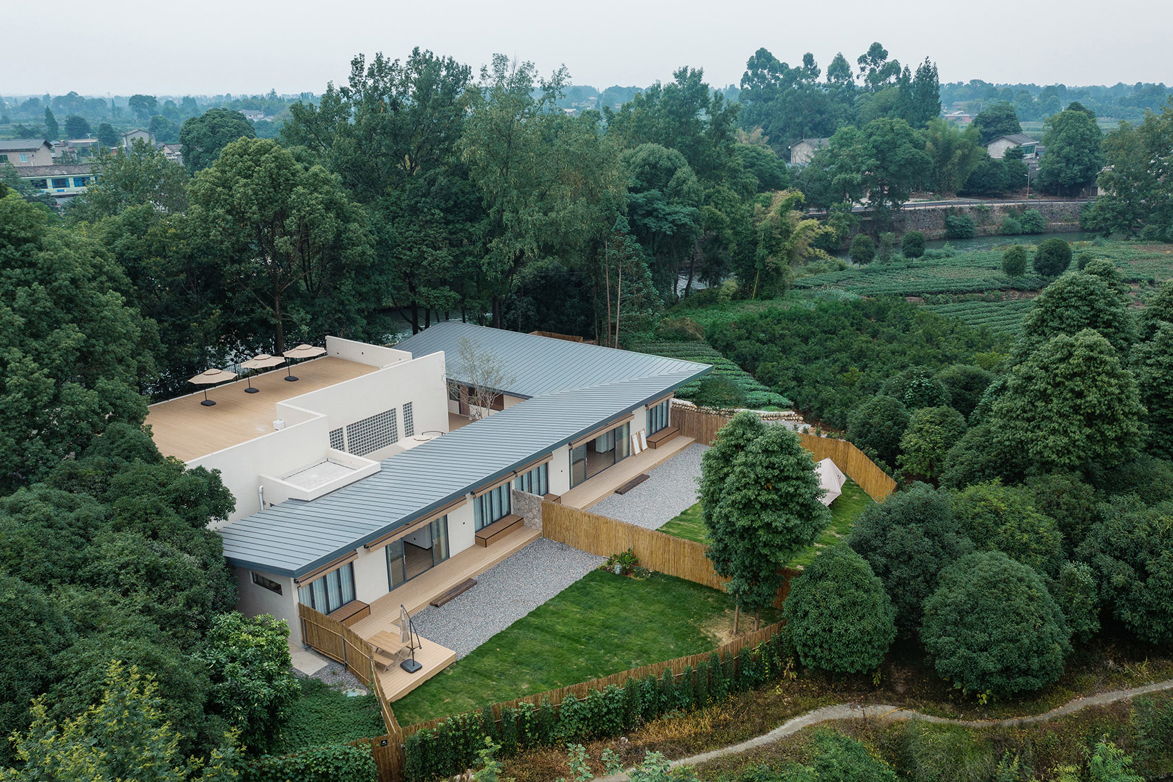 “Playground with Stream”, China by IDYL Studio - 谷德设计网