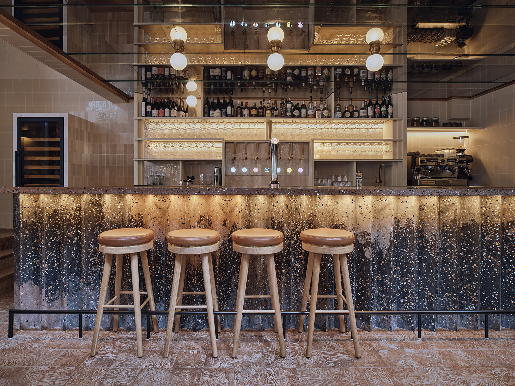 Gitane by Studio Modijefsky - 谷德设计网