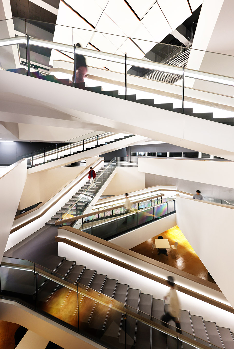 Bridgestone Innovation Park: “B-Innovation” by Nikken Sekkei Ltd - 谷德设计网