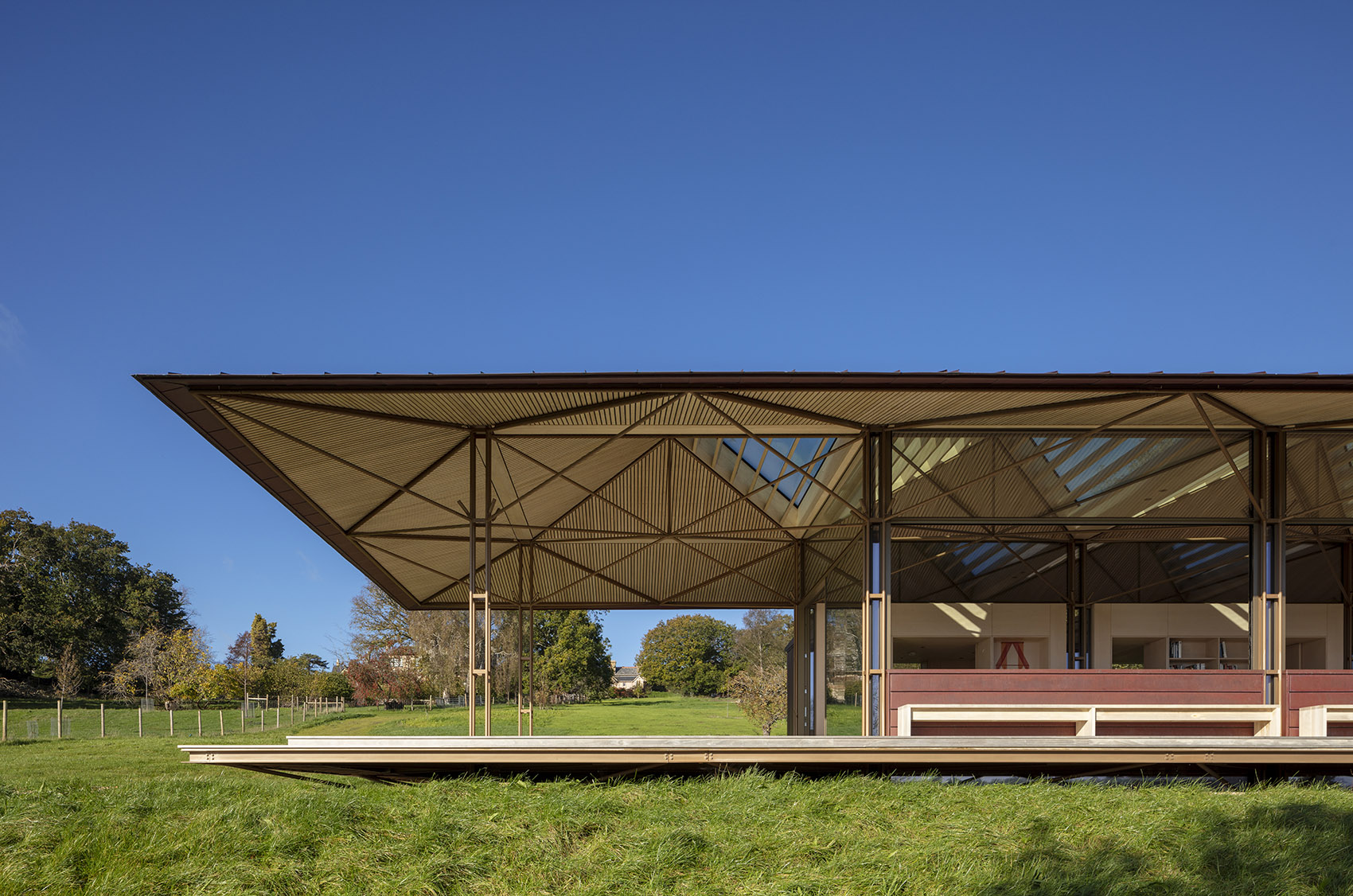 Saltmarsh House by Níall McLaughlin Architects - 谷德设计网