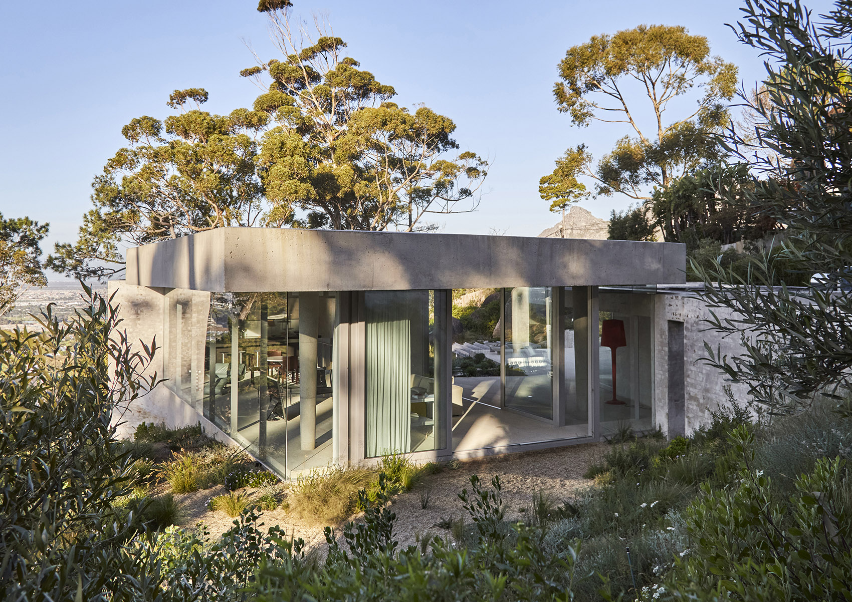 Mountain House by Chris van Niekerk - 谷德设计网