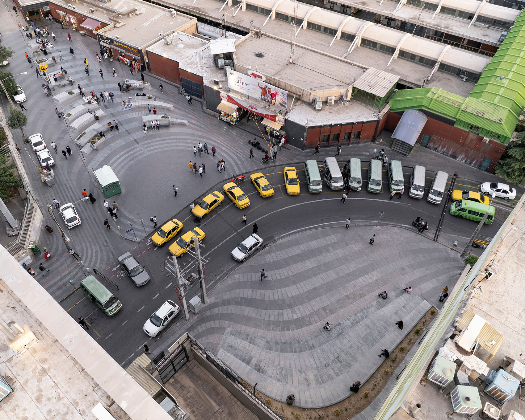 Tehran Entrance Plaza Station by CAAT Studio - 谷德设计网