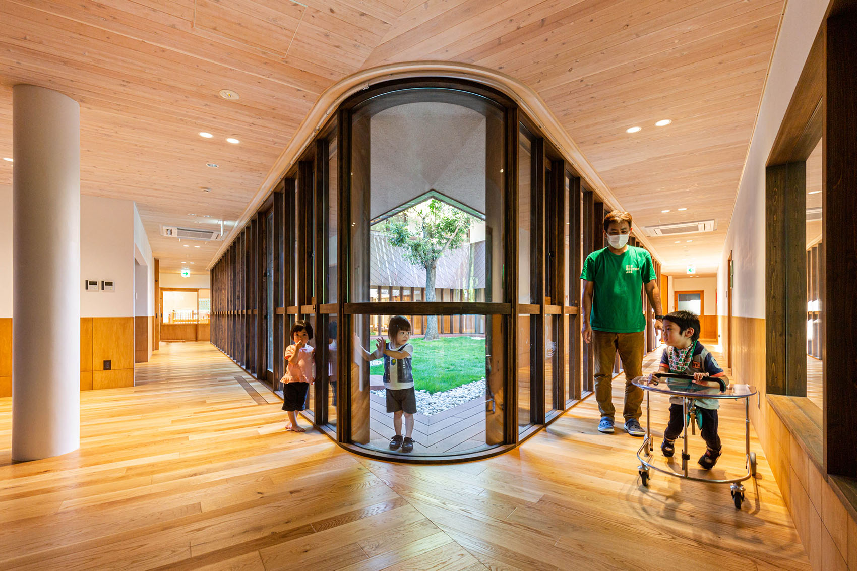 SLP CENTER ARC by HIBINOSEKKEI + FUKUSHIKEN - 谷德设计网