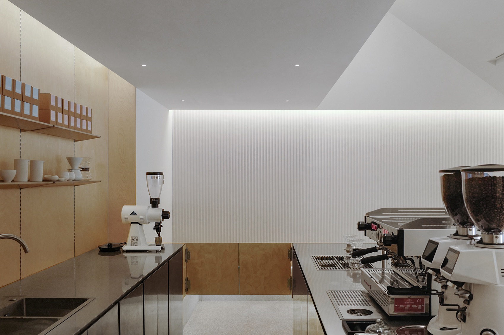 BLANC COFFEE by ATELIER RAW - 谷德设计网