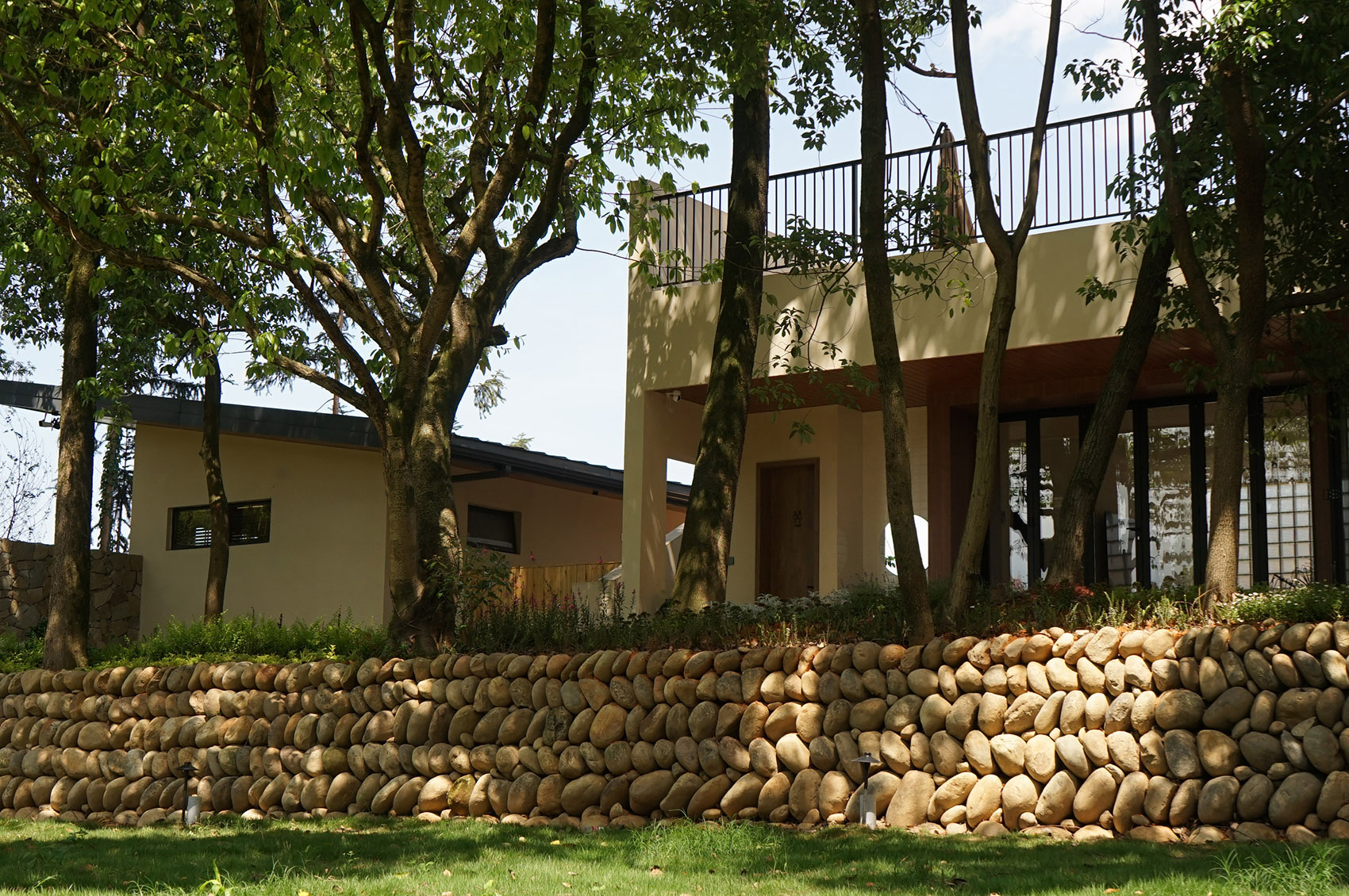 “Playground with Stream”, China by IDYL Studio - 谷德设计网