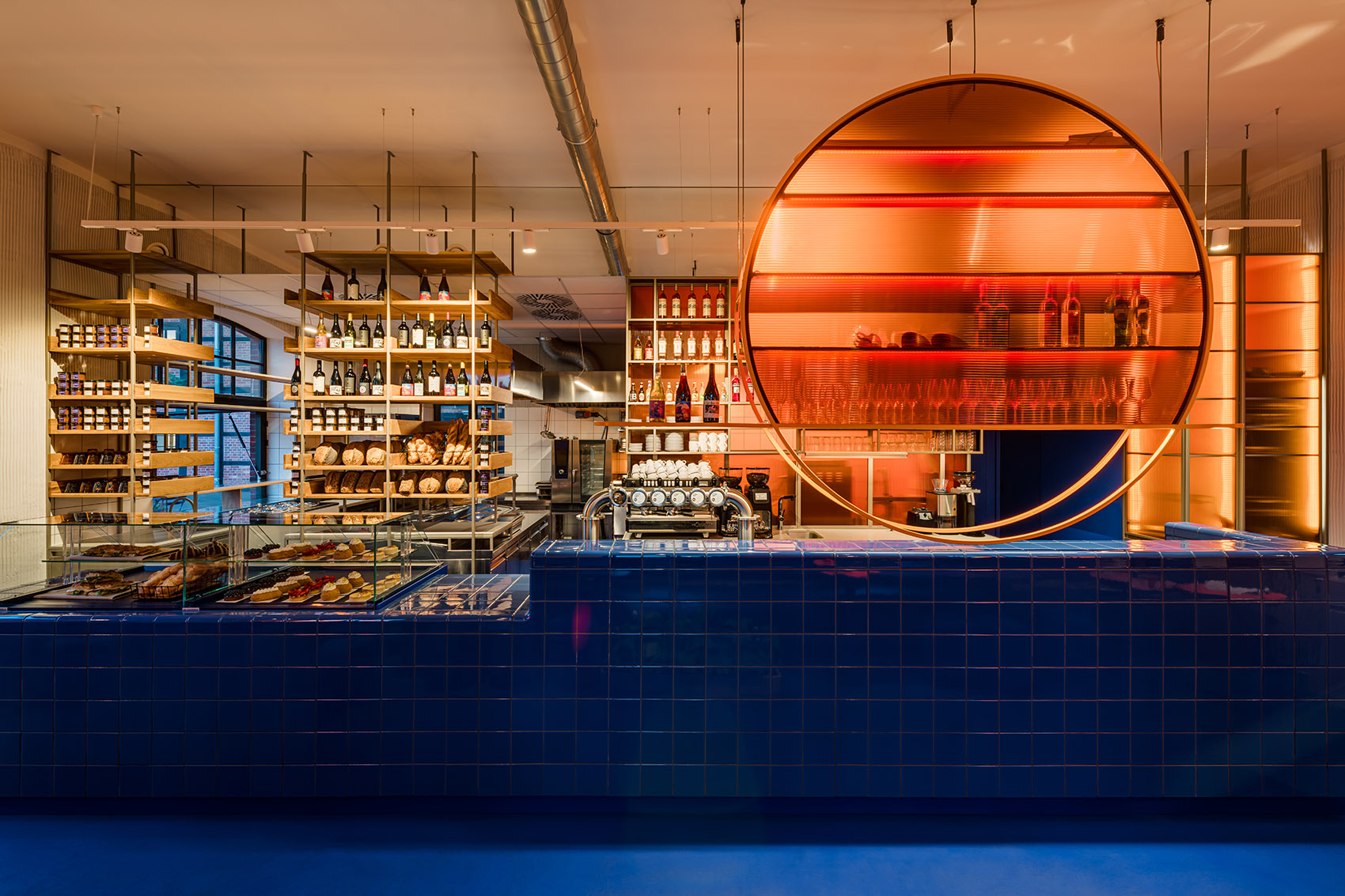 PASTRY CLUB WODA by Znamy się + Paweł Tatara - 谷德设计网