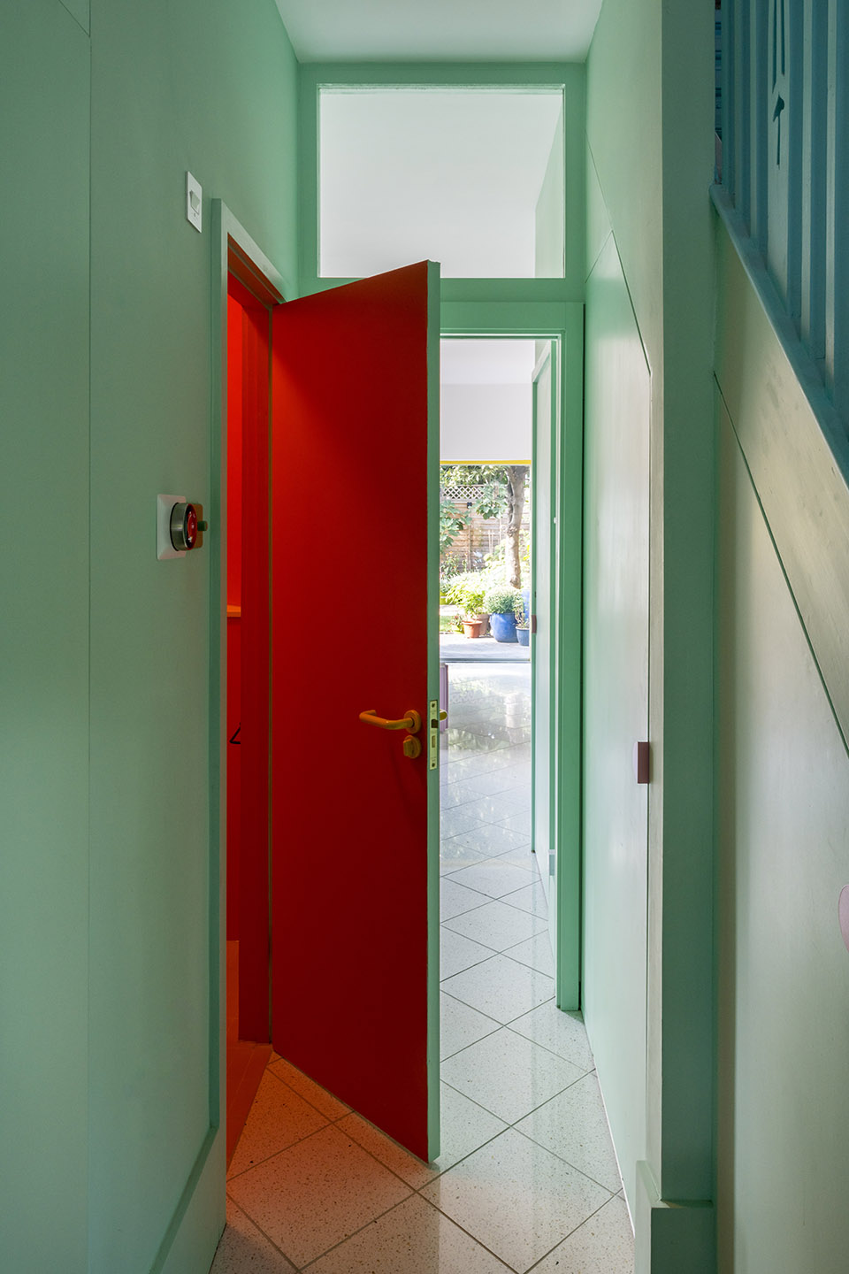 Graphic House by Office S&M - 谷德设计网